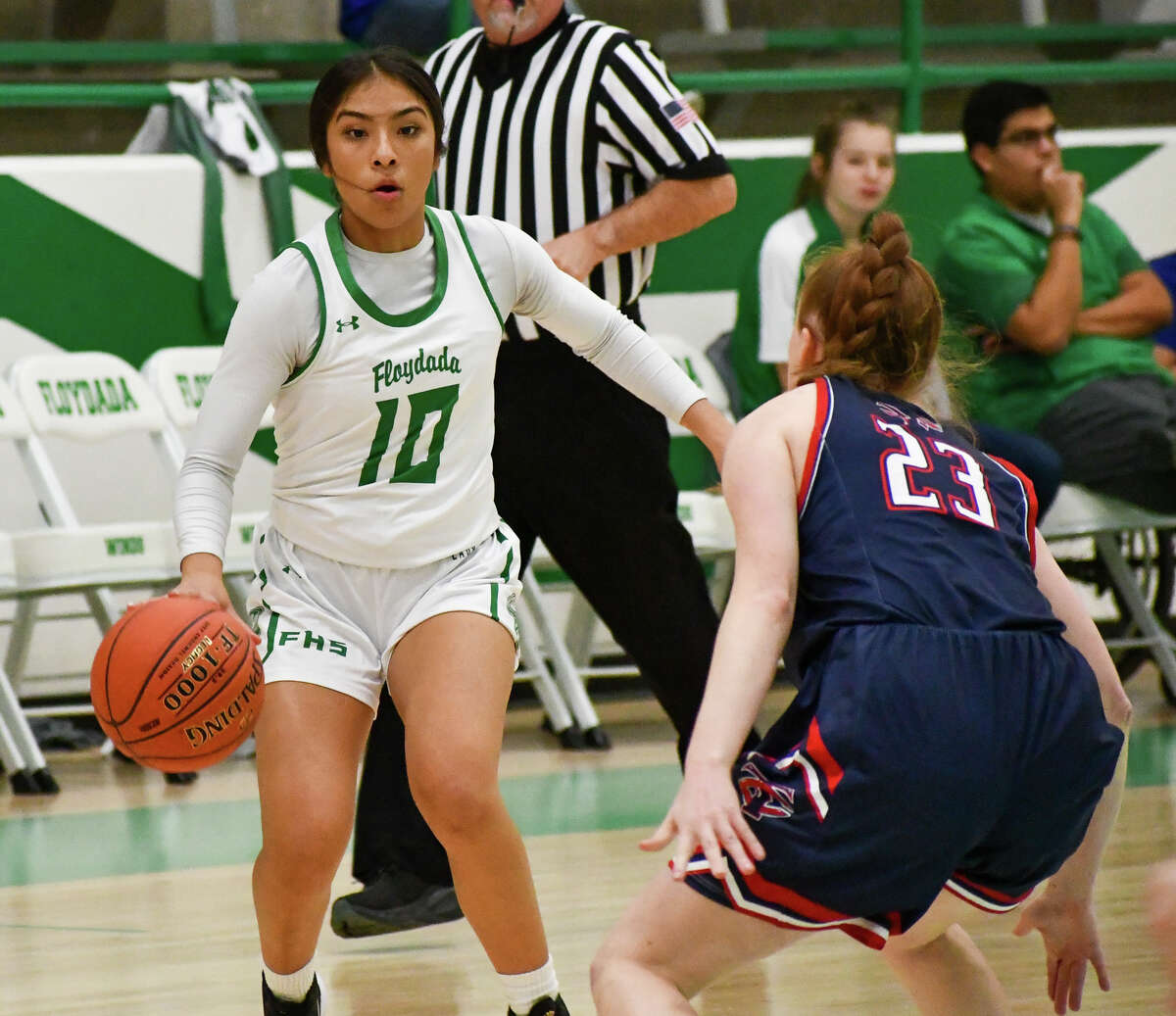 Photo Gallery: Floydada Whirlwind & Lady Wind Classic Day 2 12-10-21