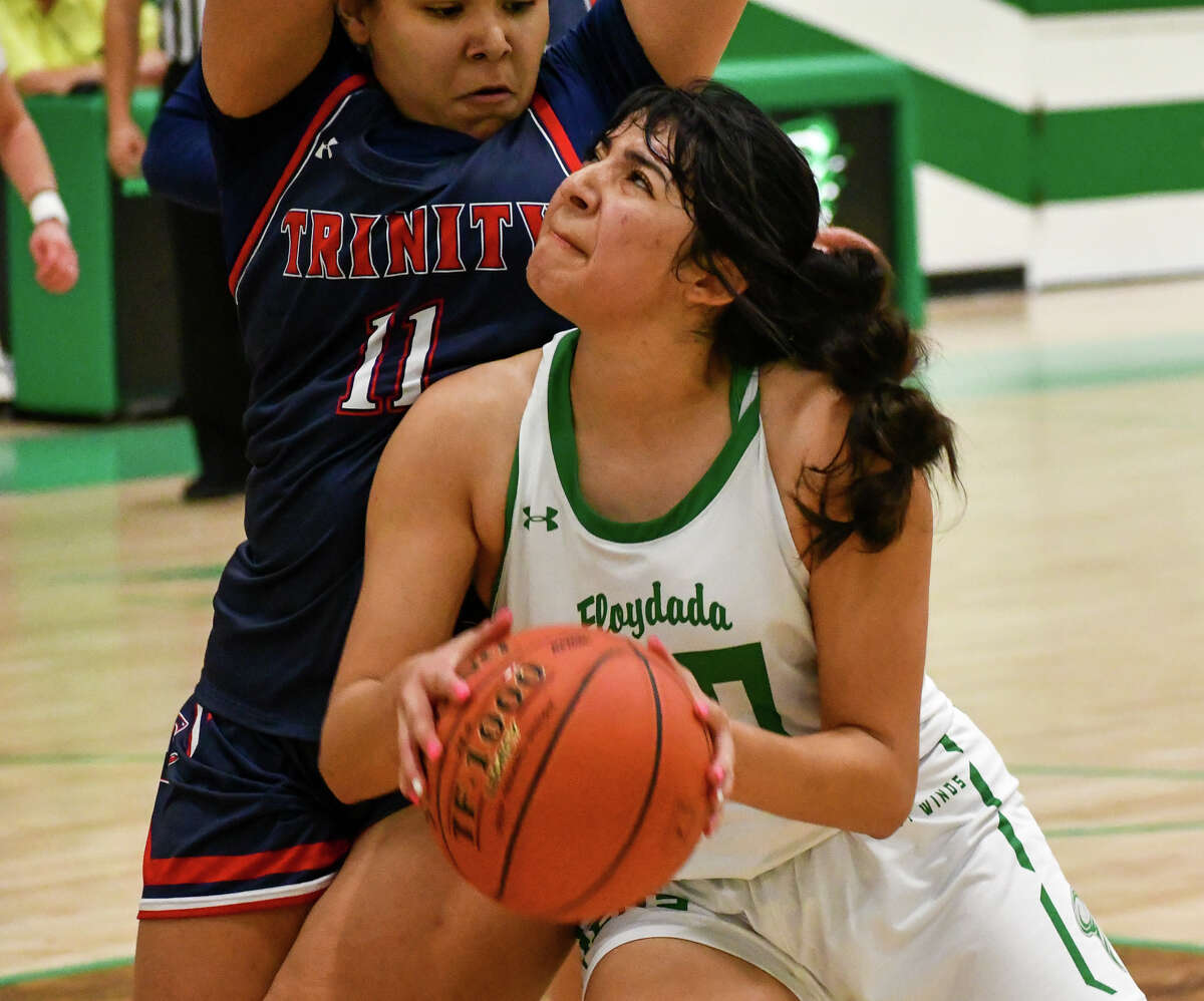 Photo Gallery: Floydada Whirlwind & Lady Wind Classic Day 2 12-10-21