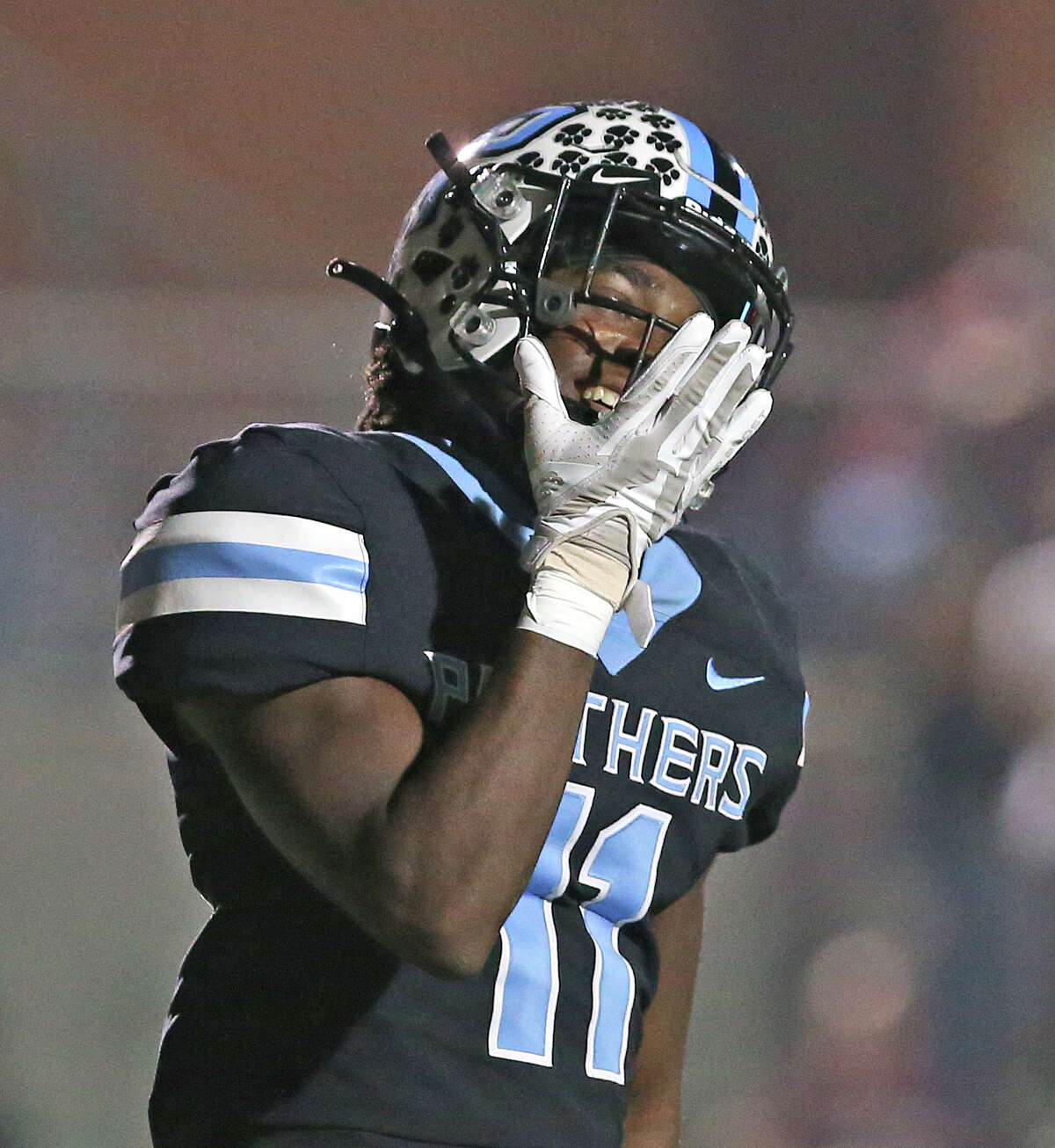 Paetow routs Corpus Christi Flour Bluff, advances to state title game