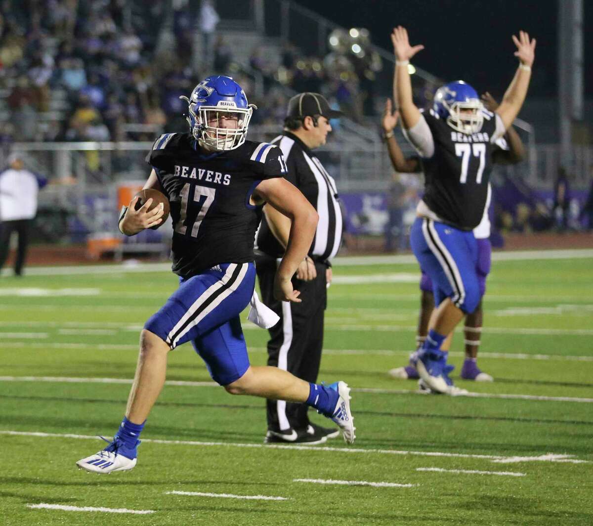 Falls City rallies for long-awaited breakthrough against Mart