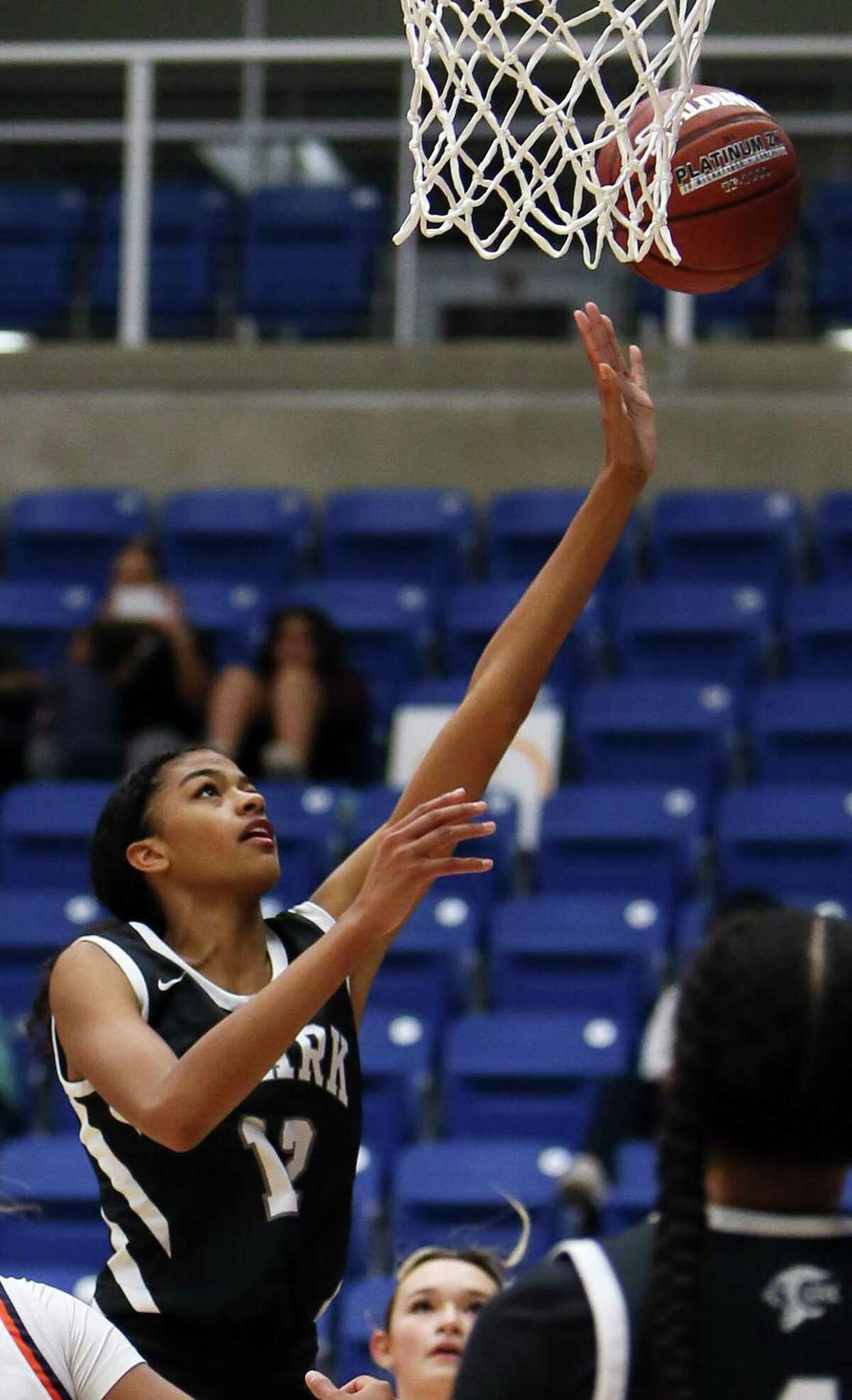 Arianna, Aaliyah Roberson lead Clark past Brandeis