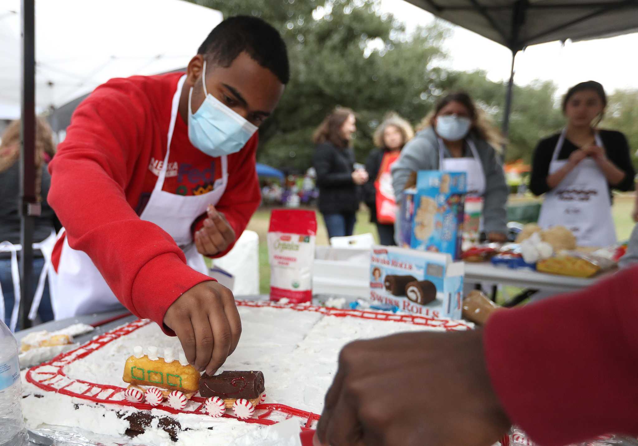 Houston architects build camaraderie, holiday spirit in gingerbread ...