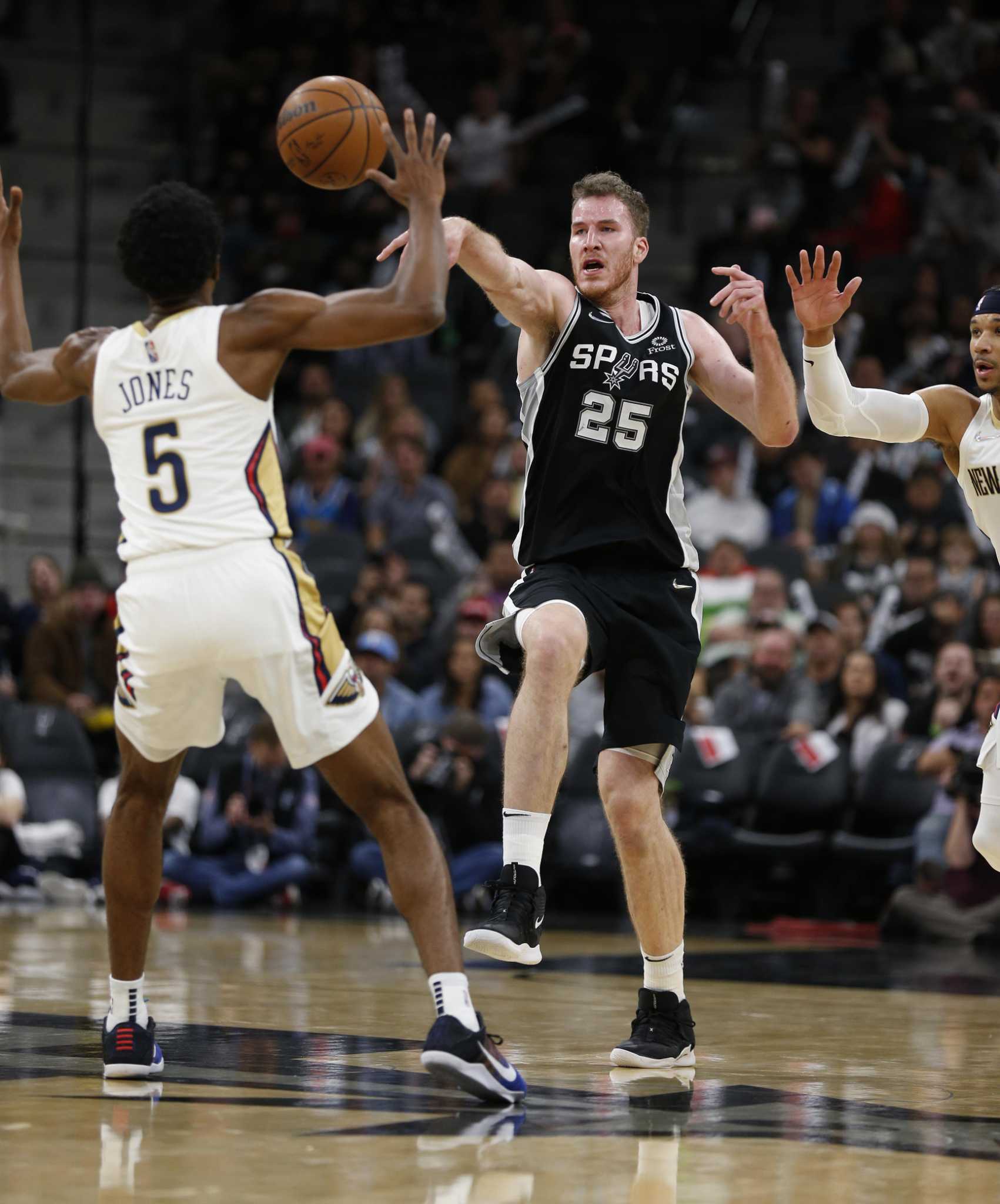 Strong outing from Spurs starting five push San Antonio to a rousing ...