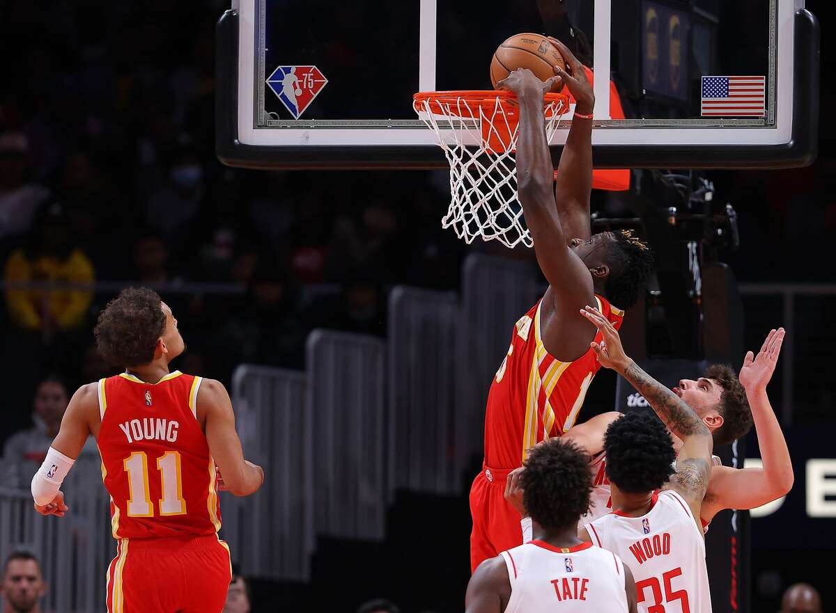 Rockets pull off stunning comeback win over Hawks