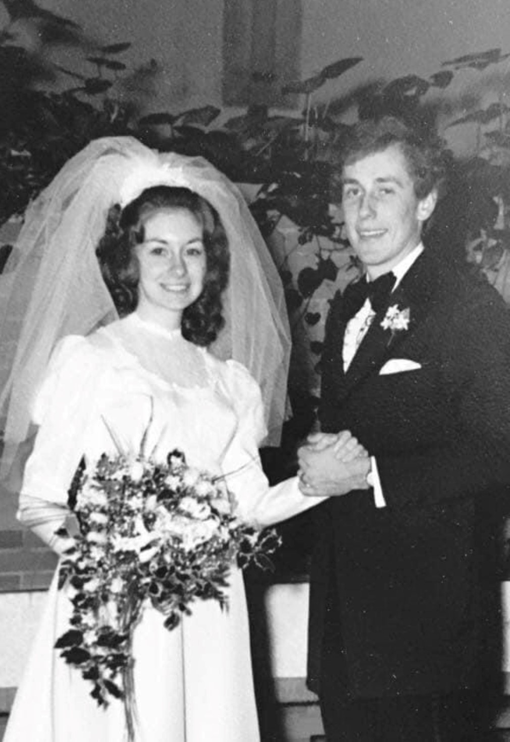 Maxwells celebrate 50th anniversary