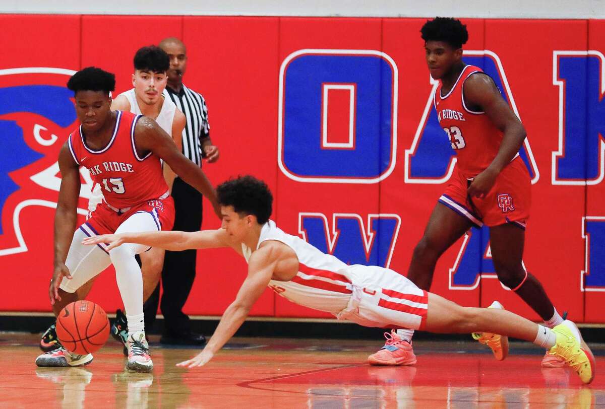 Appiah coaches Oak Ridge to win over former Caney Creek team