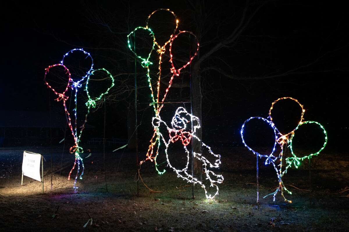 Fantasy of Lights returns to New Haven's Lighthouse Point tonight