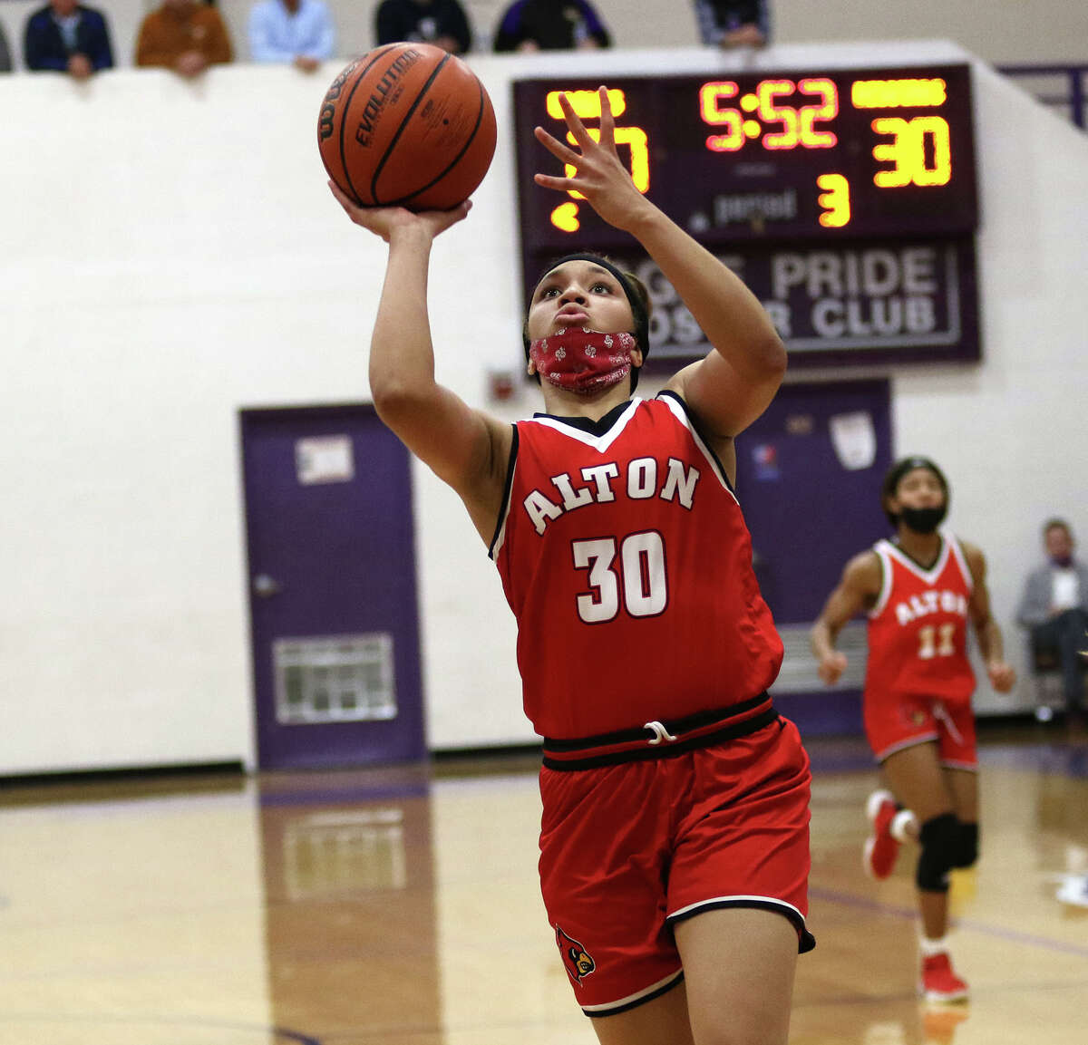 Zupan's 'great timing' helps CM get past Alton (w/ 17 photos)