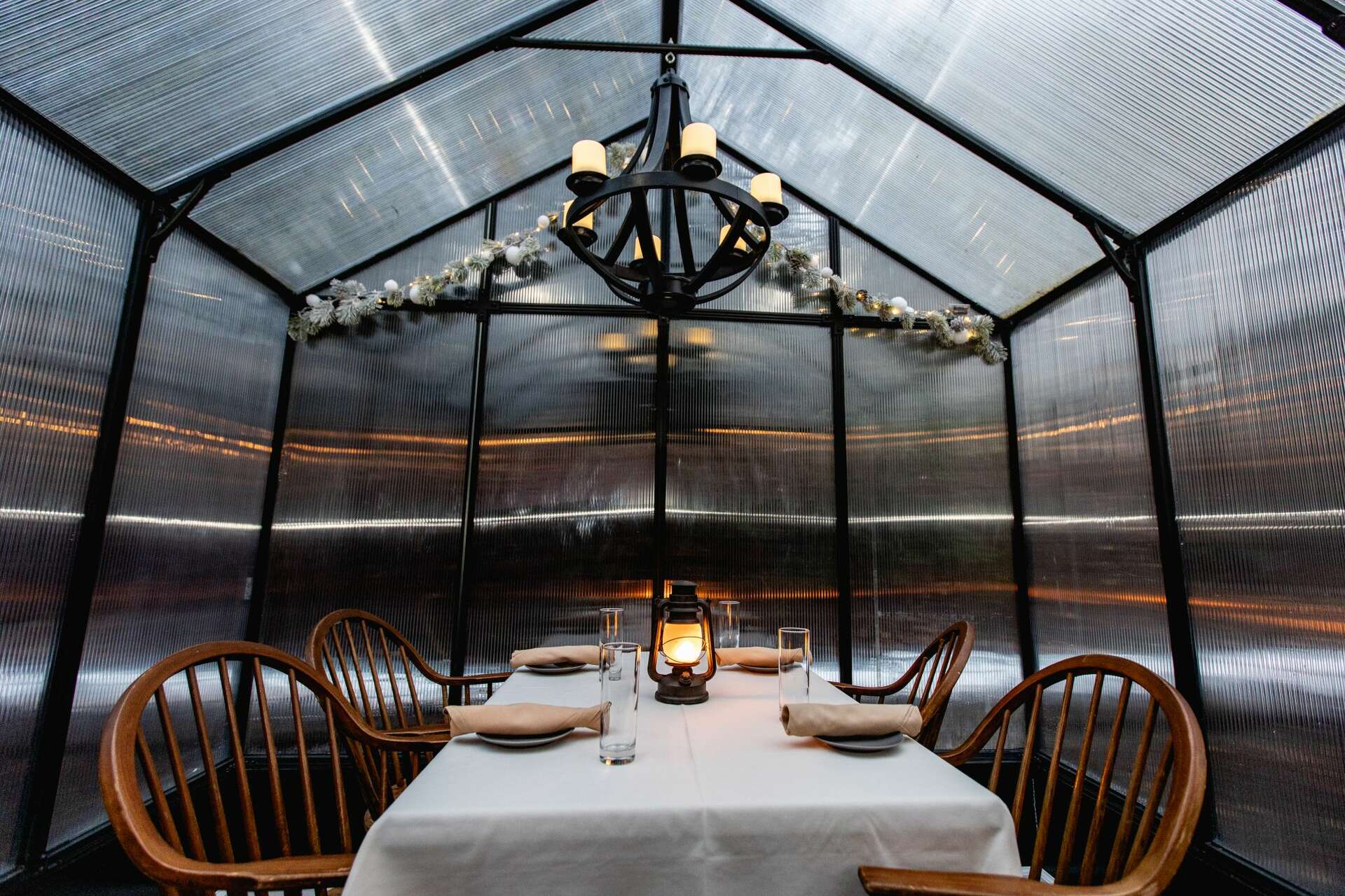 A guide to dining ‘igloos’ and ‘greenhouses’ in Connecticut