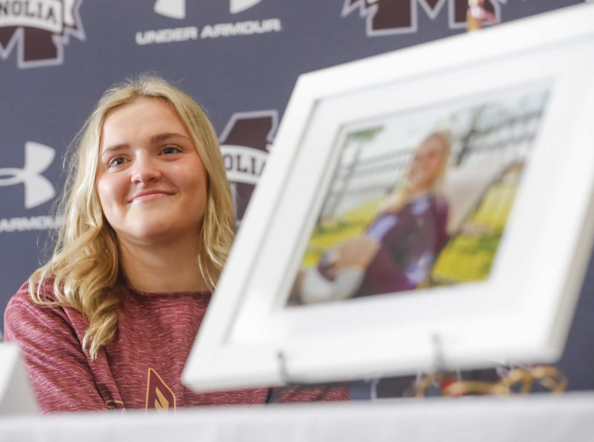 Signing Day roundup: Magnolia, College Park hold signing ceremonies