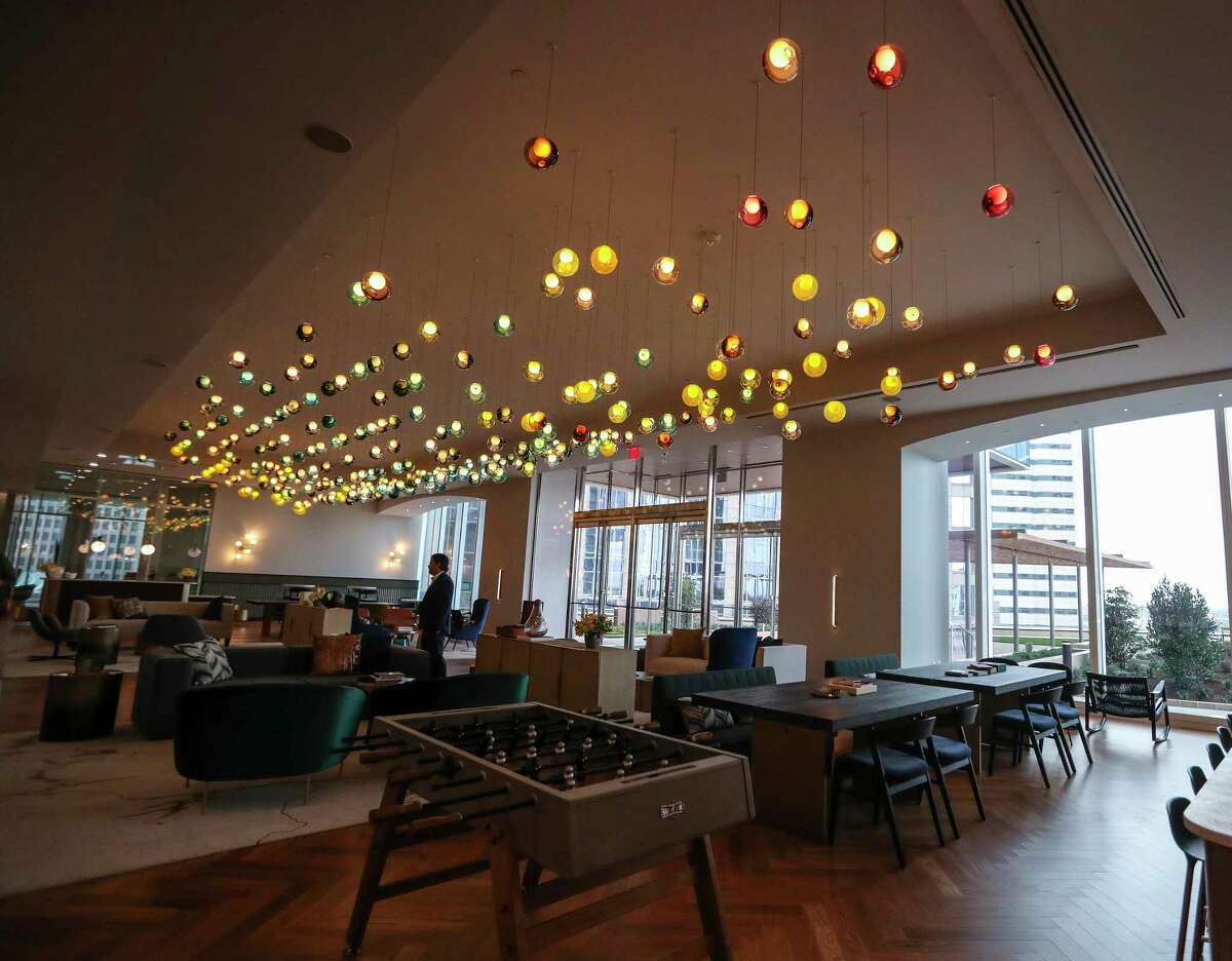 47-story Texas Tower opens, offering sweeping views of Houston — and ...