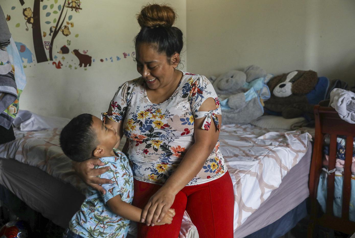 San Francisco becomes first city to require sick leave for nannies ...