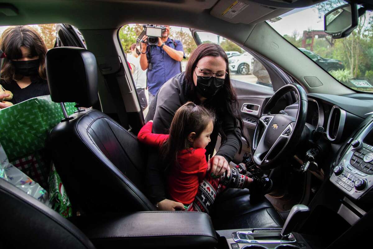 Free cars give 2 Houston moms a head start on life goals