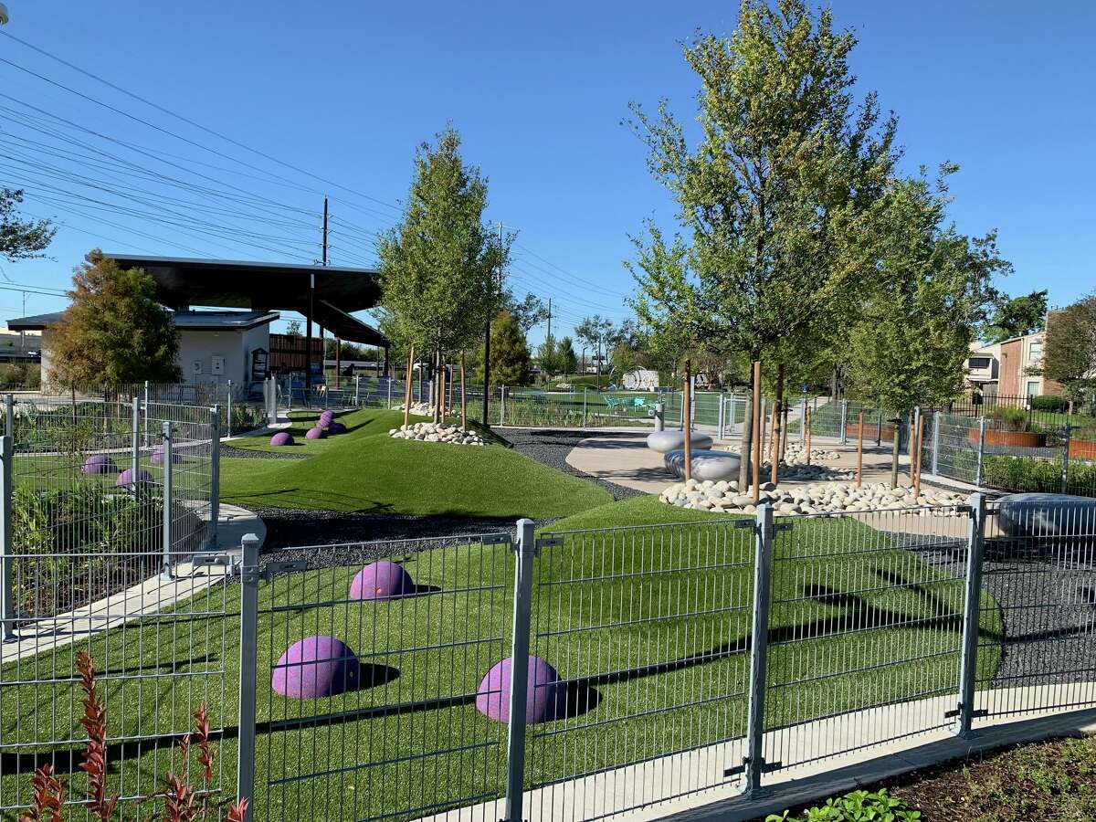Park-hungry Westchase District gets a new green family and pet space