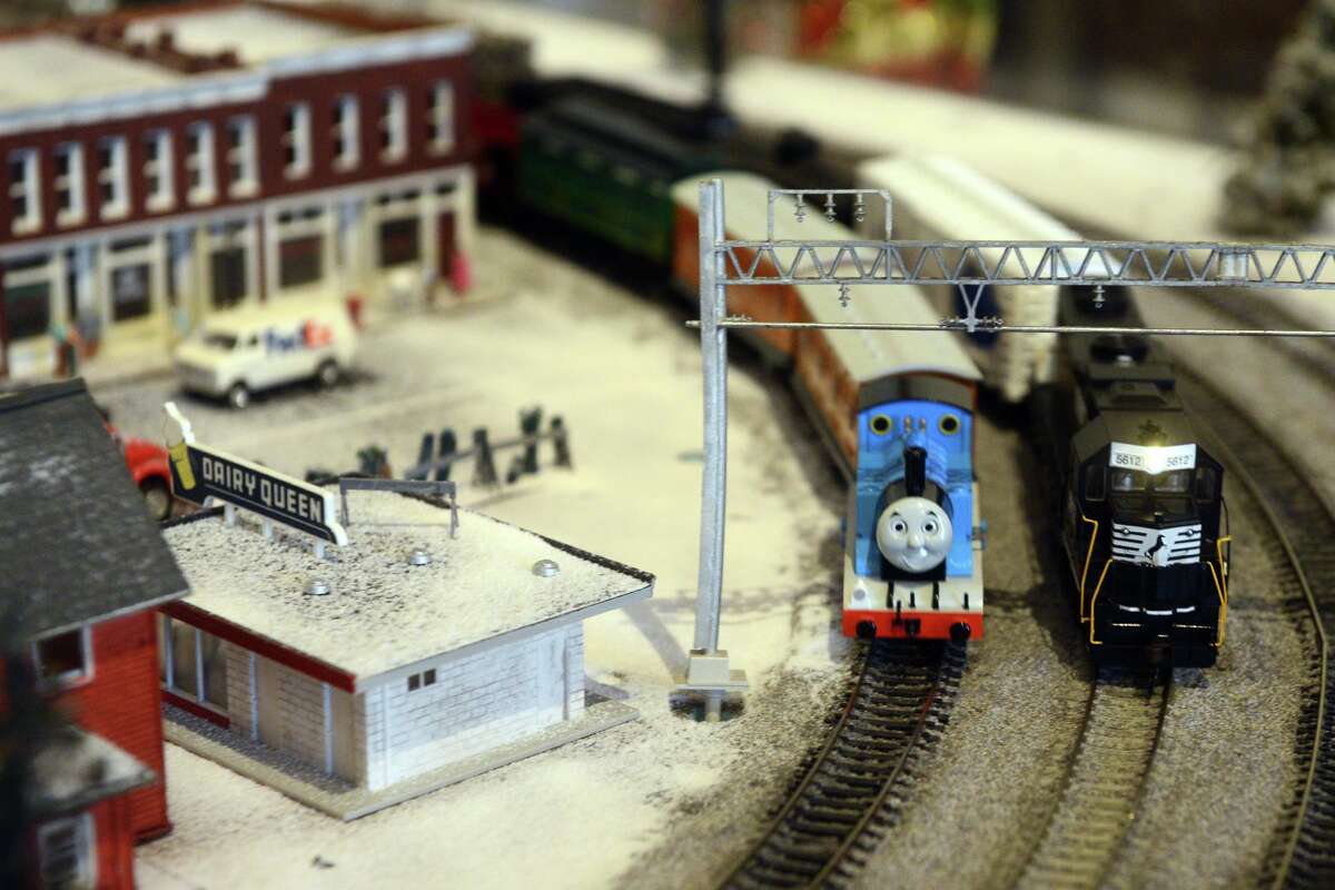 Photos: Fairfield Museum’s holiday train show rolls back into town