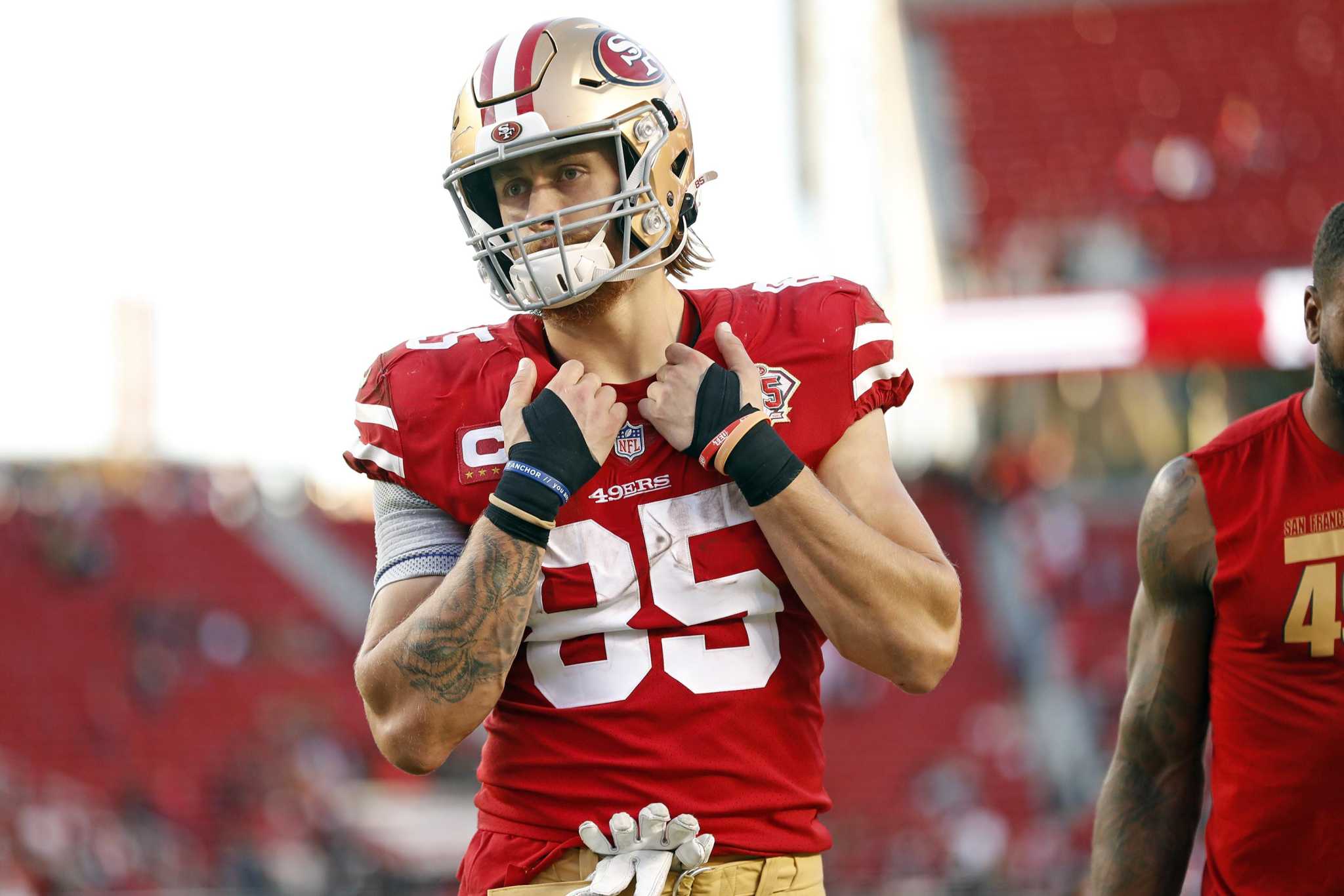 49ers promote Brian Fleury to tight ends coach