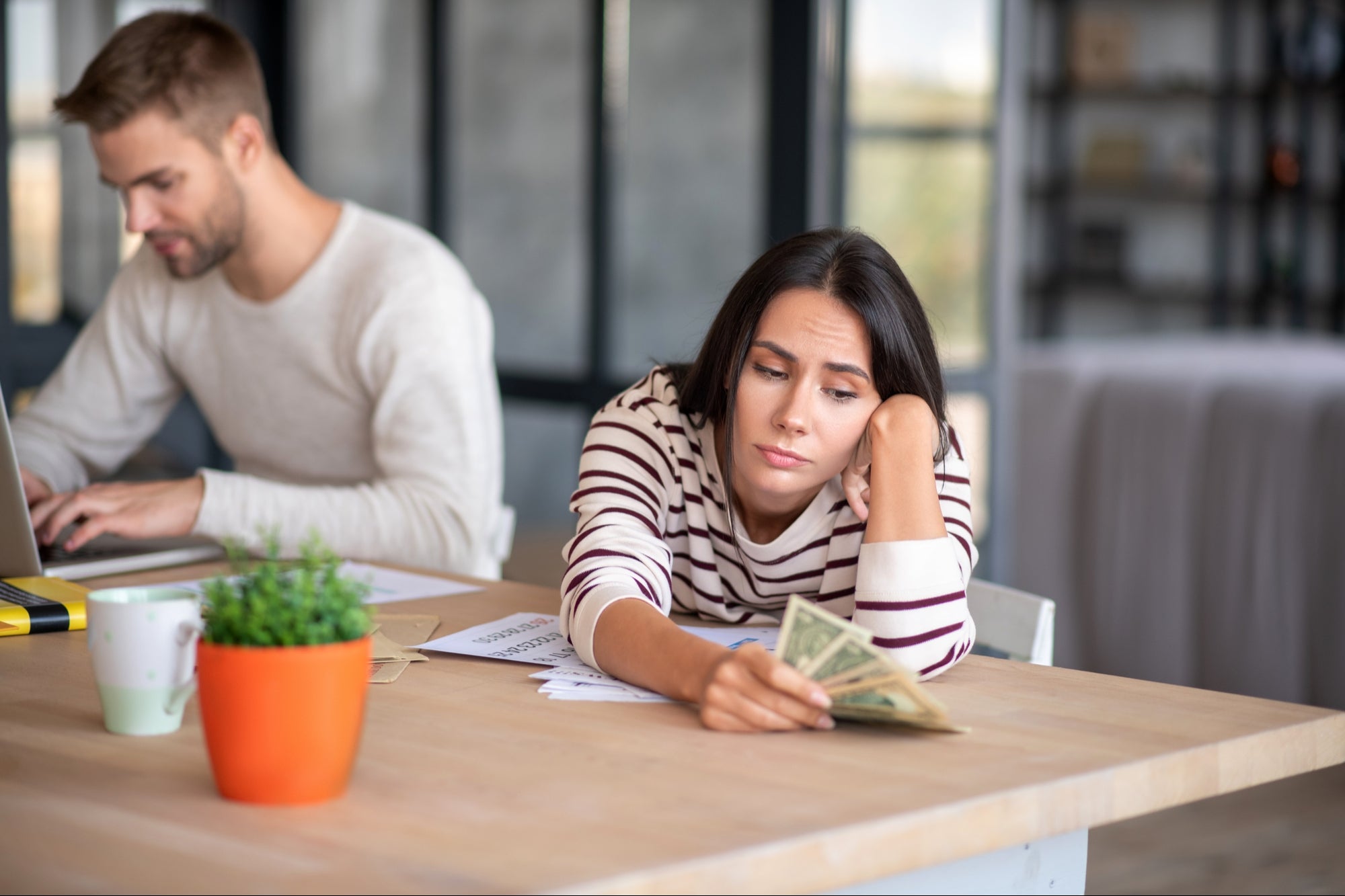 7 financial tips for millennials and centennials
