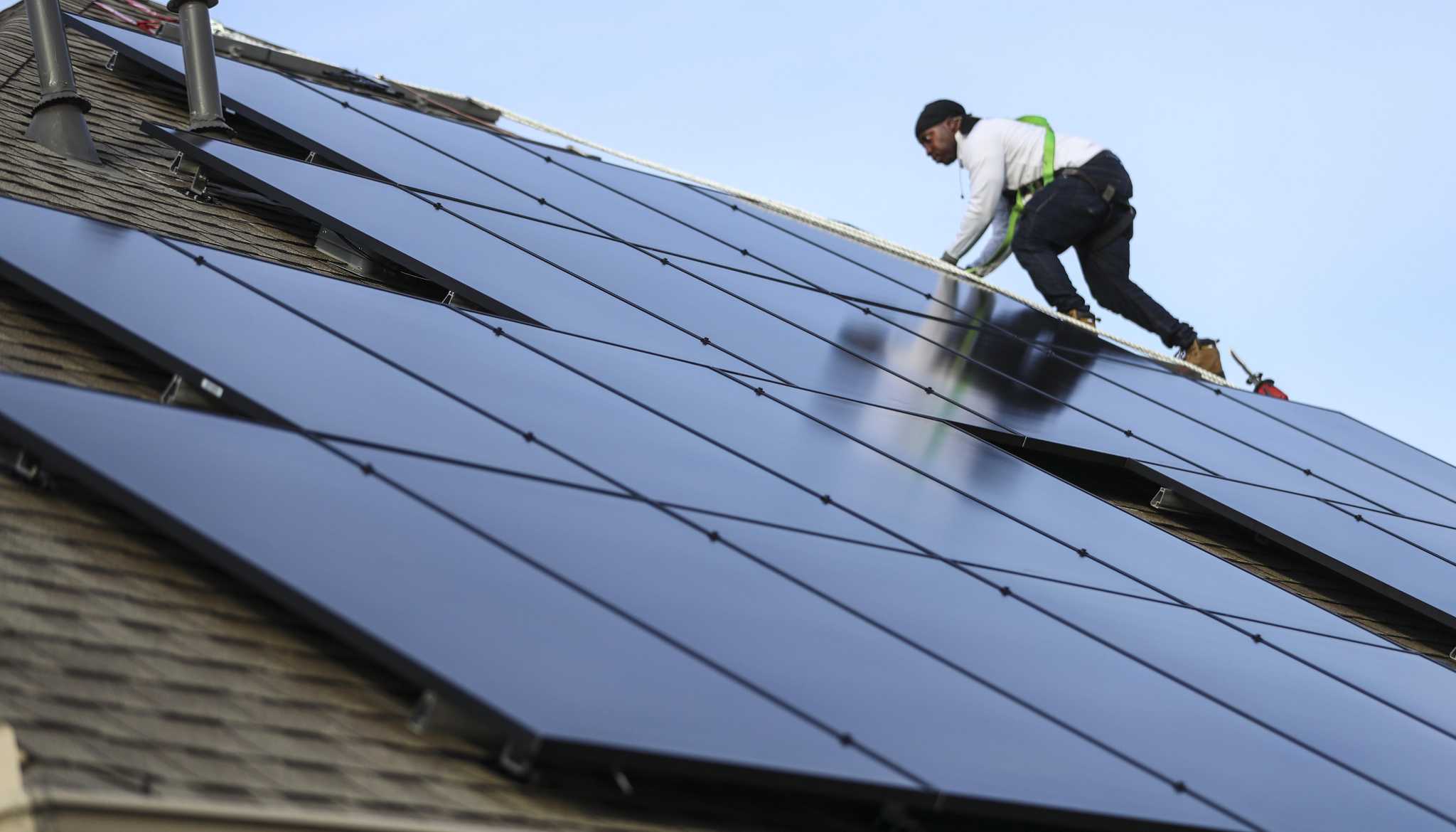 Texas to lose over $400 million as EPA kills Solar for All program