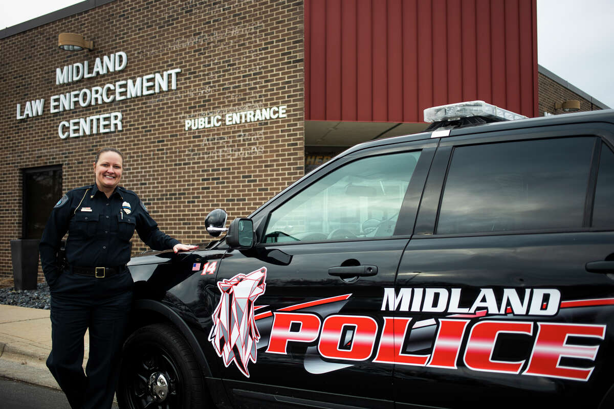 Midland PD shows school pride with new resource officer vehicles