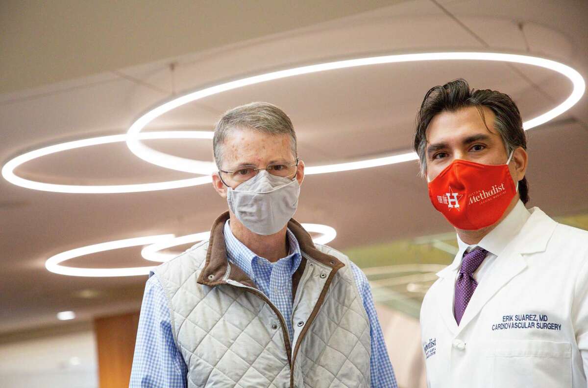 When 'the Michael Jordan of surgeons' needed a lung transplant, a former trainee at Houston ...