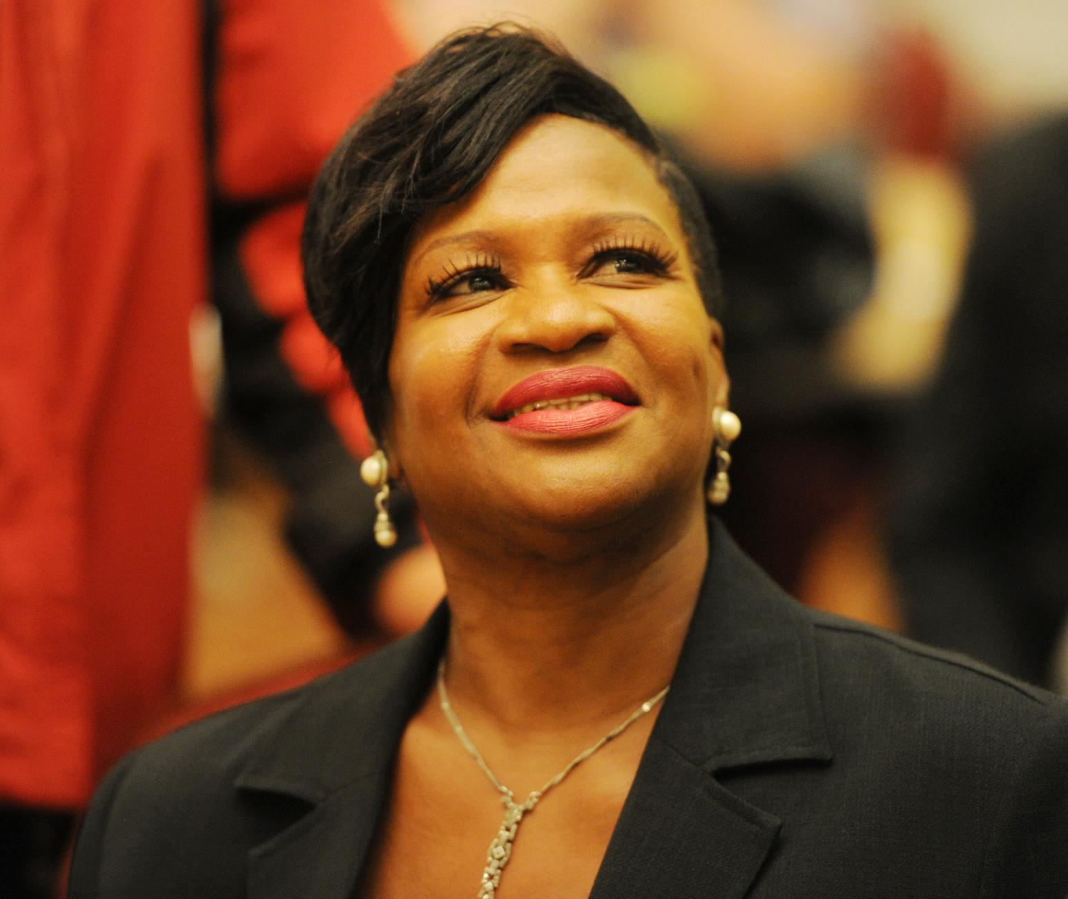 Bridgeport City Council appoints Rolanda Smith to succeed Mary Evette ...