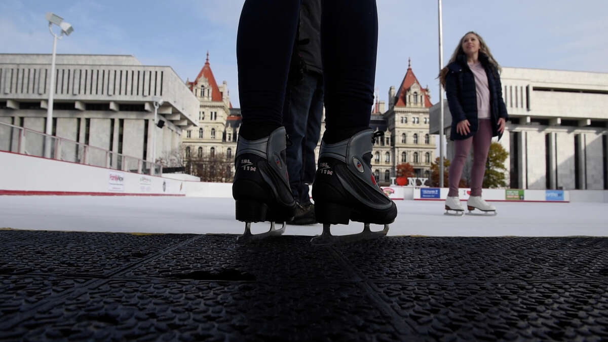 Winter sports 101: Four beginner ice skating skills