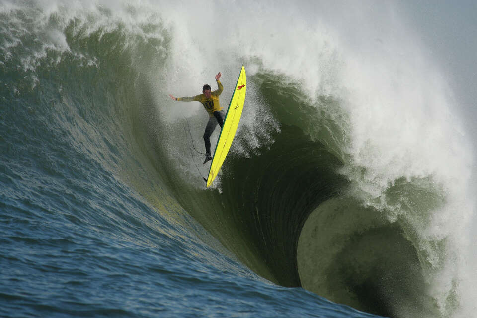 The Bay Area town that California’s biggest wave built