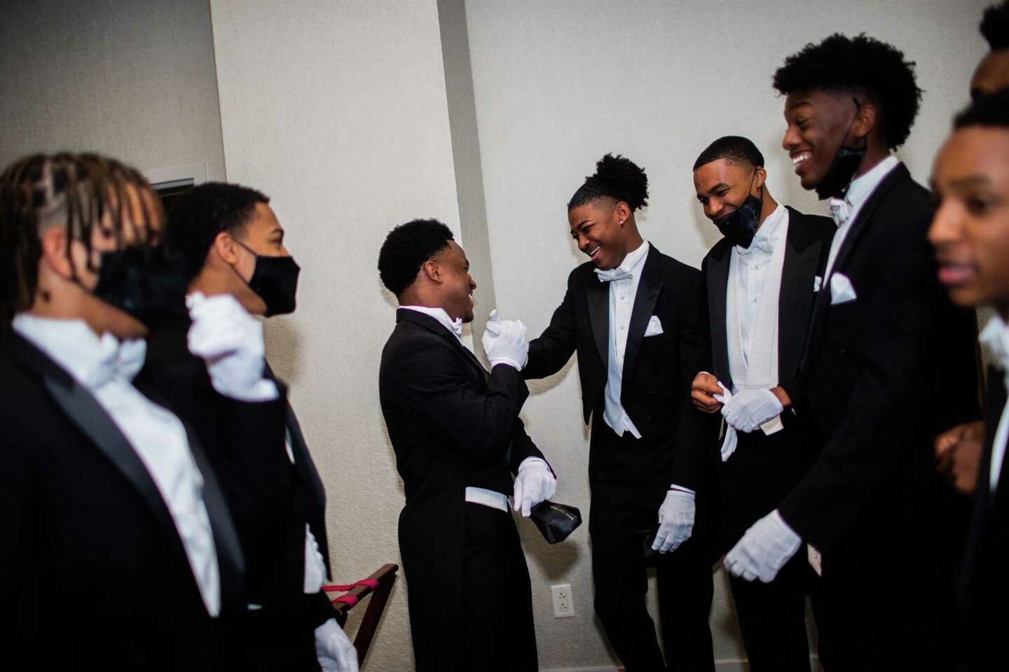 ‘A night to celebrate them': Houston's Beautillion Ball a rite of ...