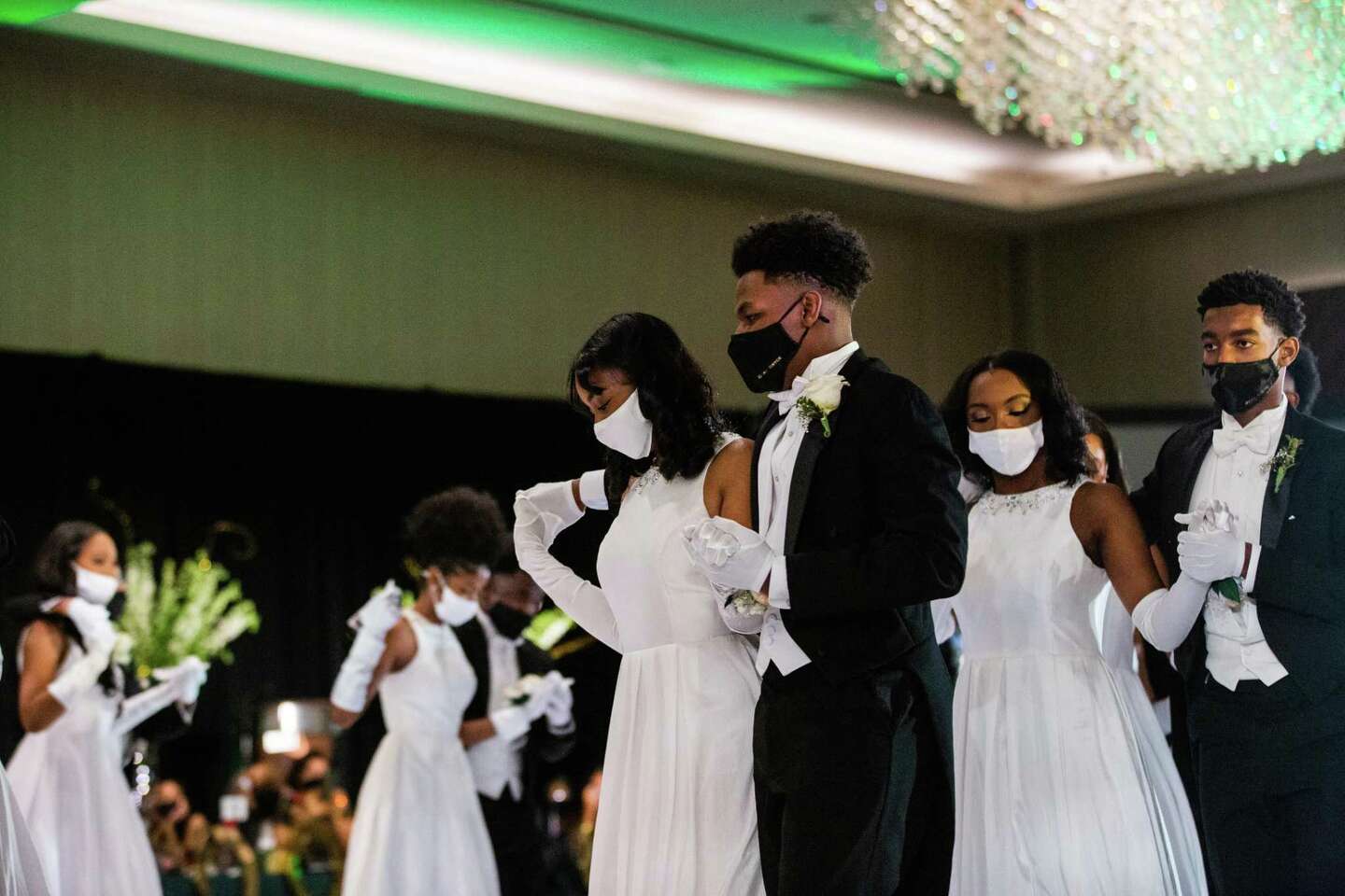 ‘A night to celebrate them': Houston's Beautillion Ball a rite of ...