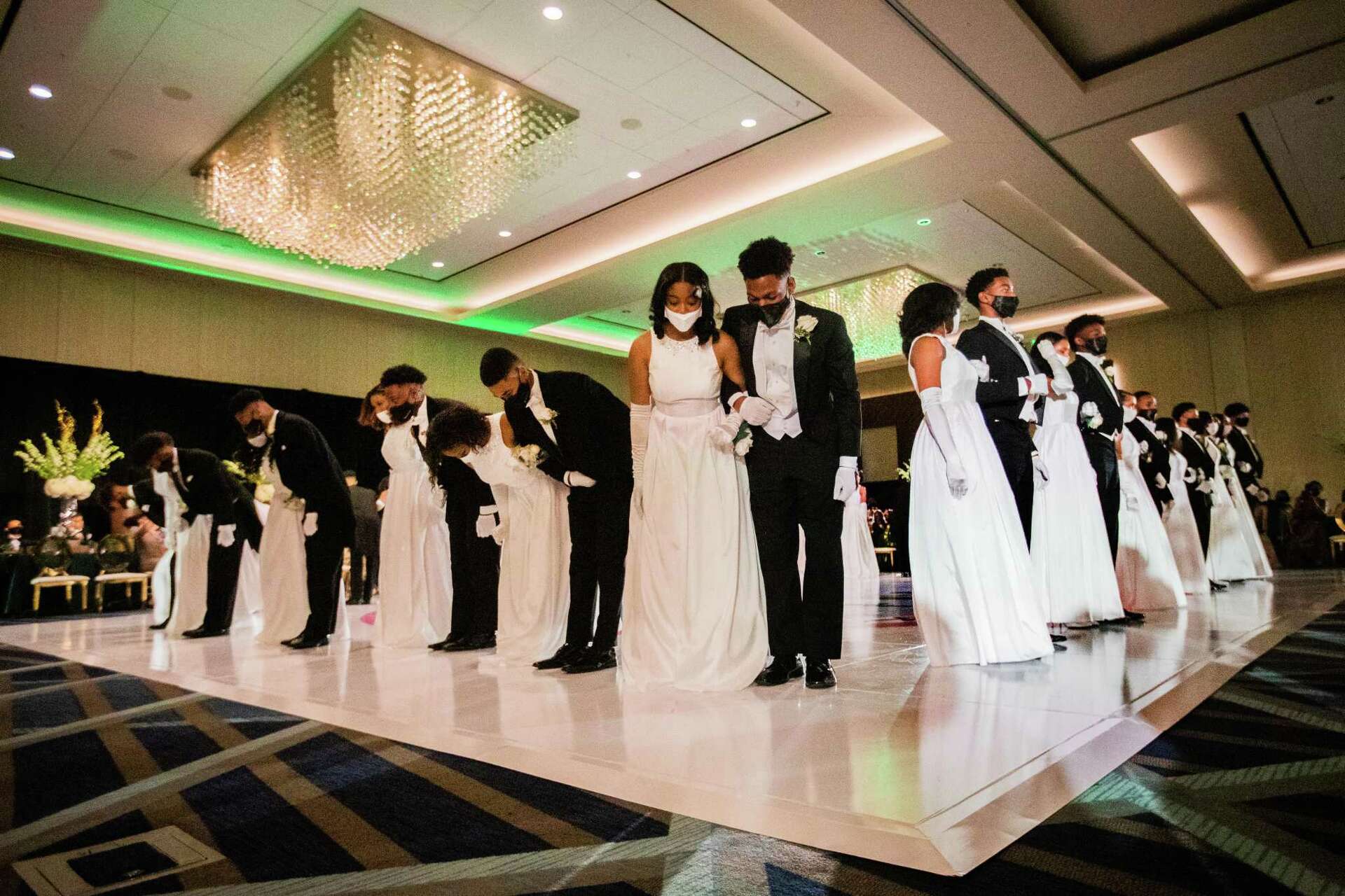 ‘A night to celebrate them': Houston's Beautillion Ball a rite of ...