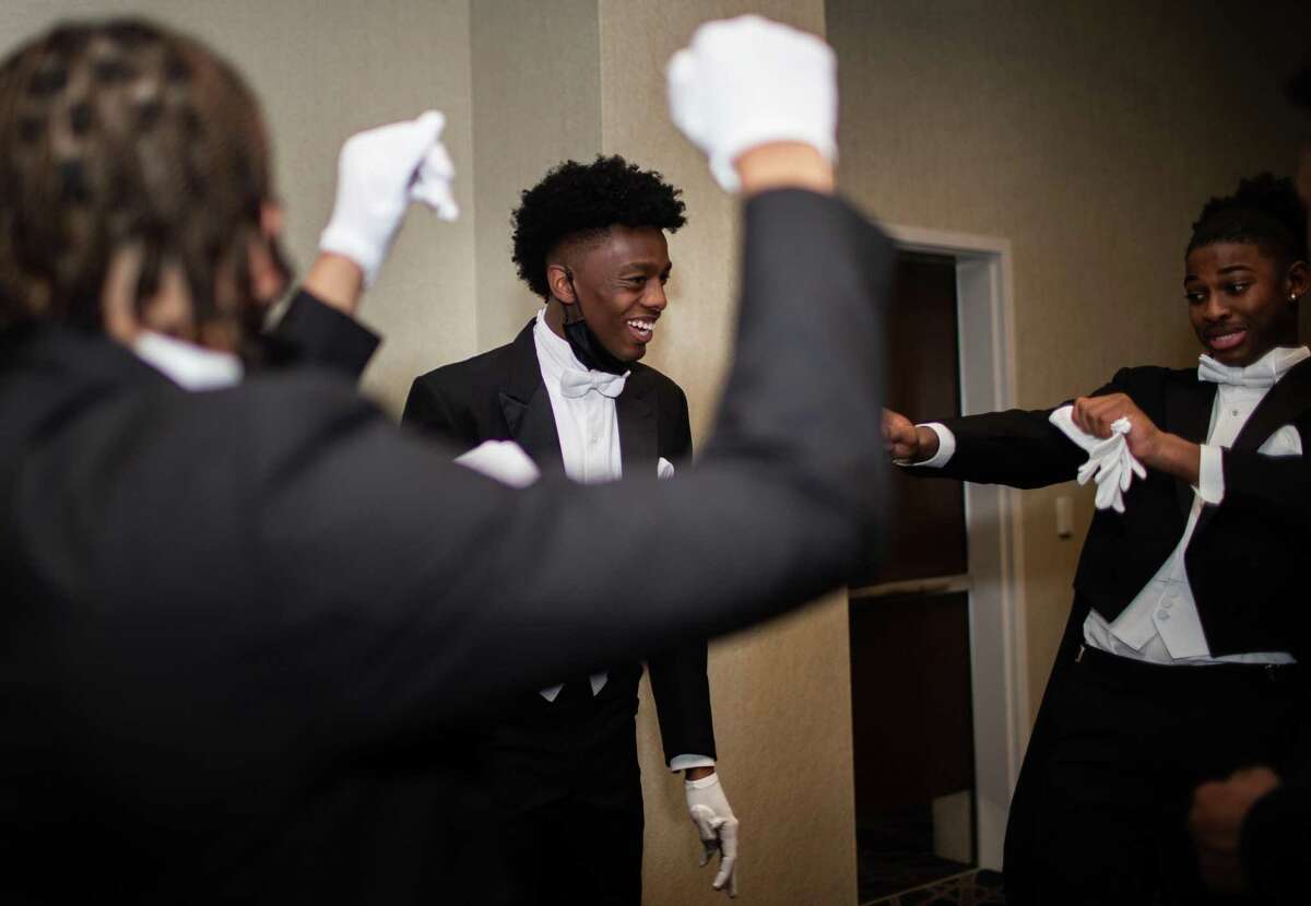 ‘A night to celebrate them': Houston's Beautillion Ball a rite of ...