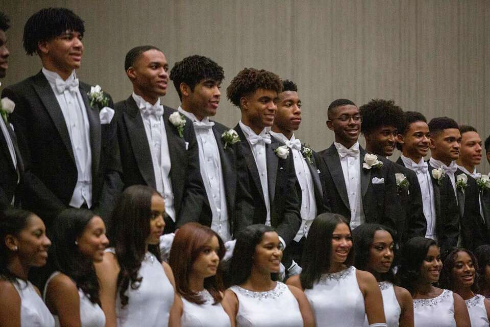 ‘A night to celebrate them': Houston's Beautillion Ball a rite of ...