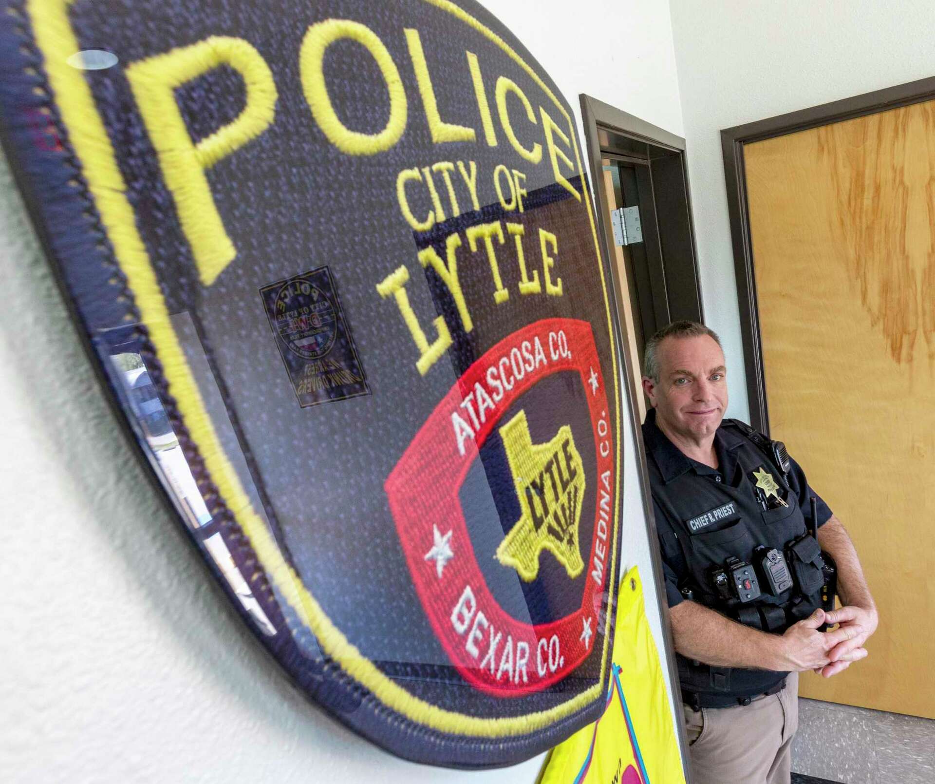 ‘They need something to laugh at’: Lytle police chief uses humor to ...