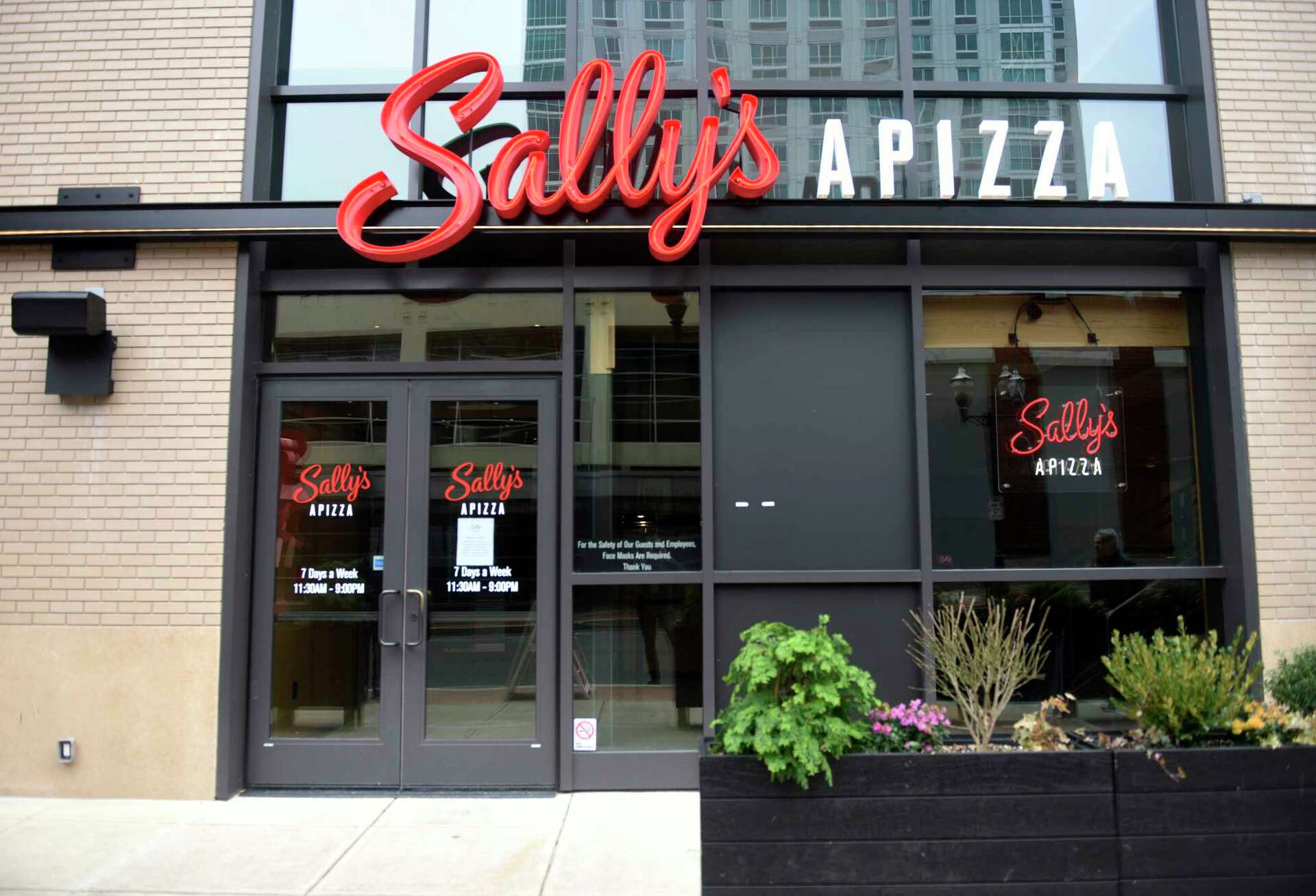 Sally's Apizza eyeing space inside new Jordan's Furniture at Westfarms