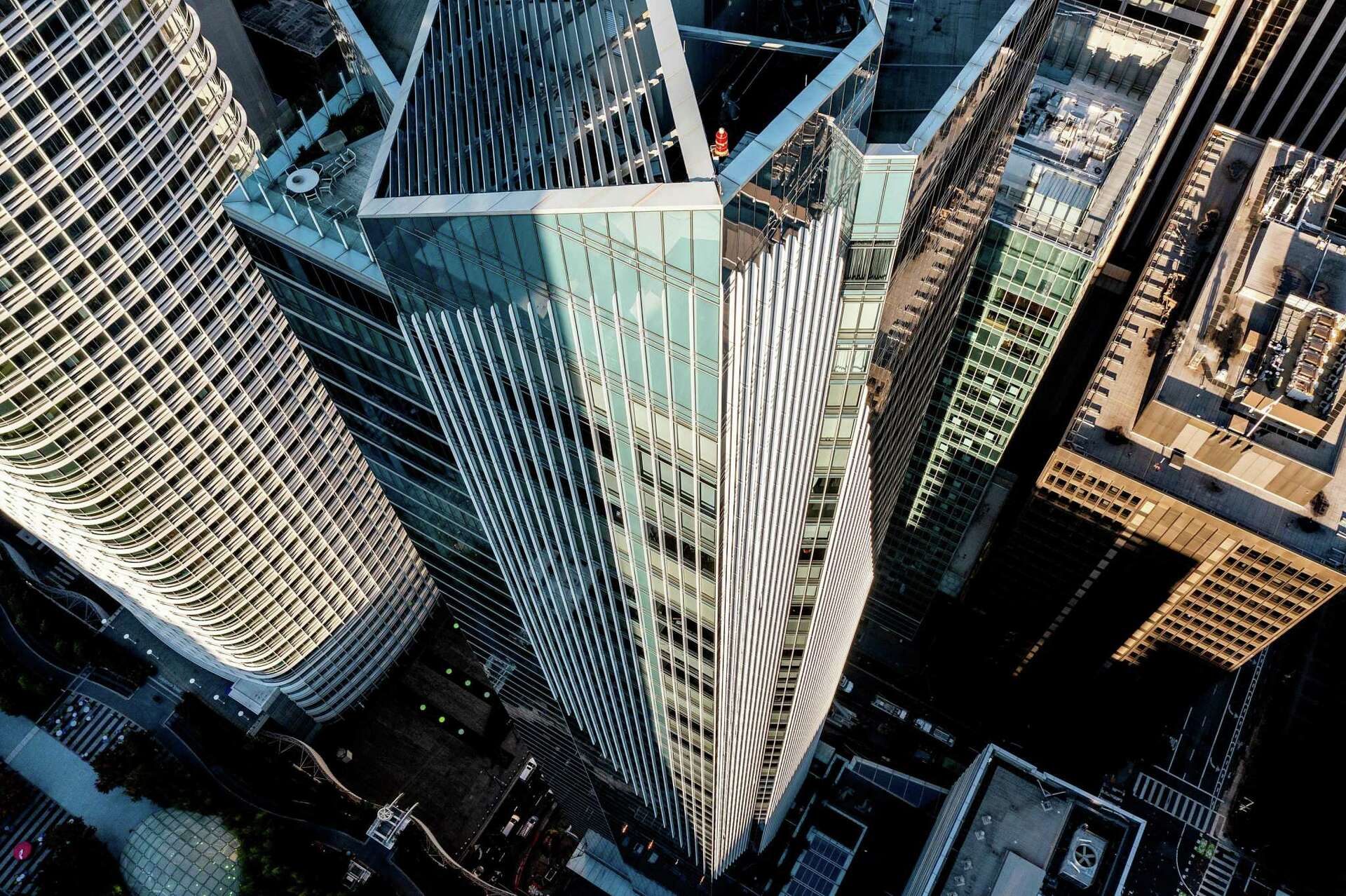 There’s a new plan to fix Millennium Tower’s sinking and tilting — with ...