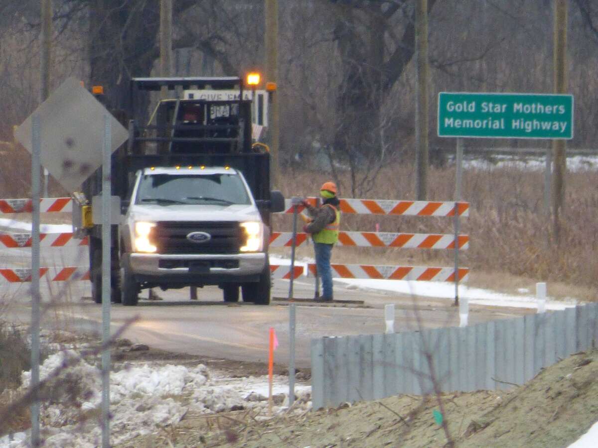 PHOTOS: M-55 bridge reopens to traffic in Manistee