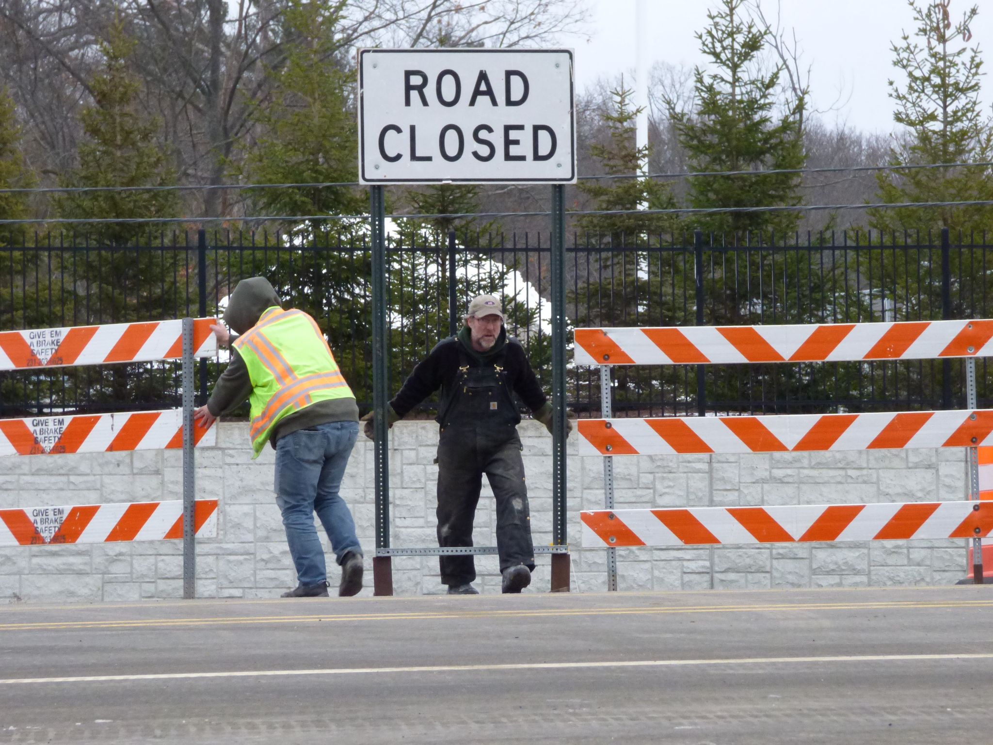 PHOTOS: M-55 bridge reopens to traffic in Manistee