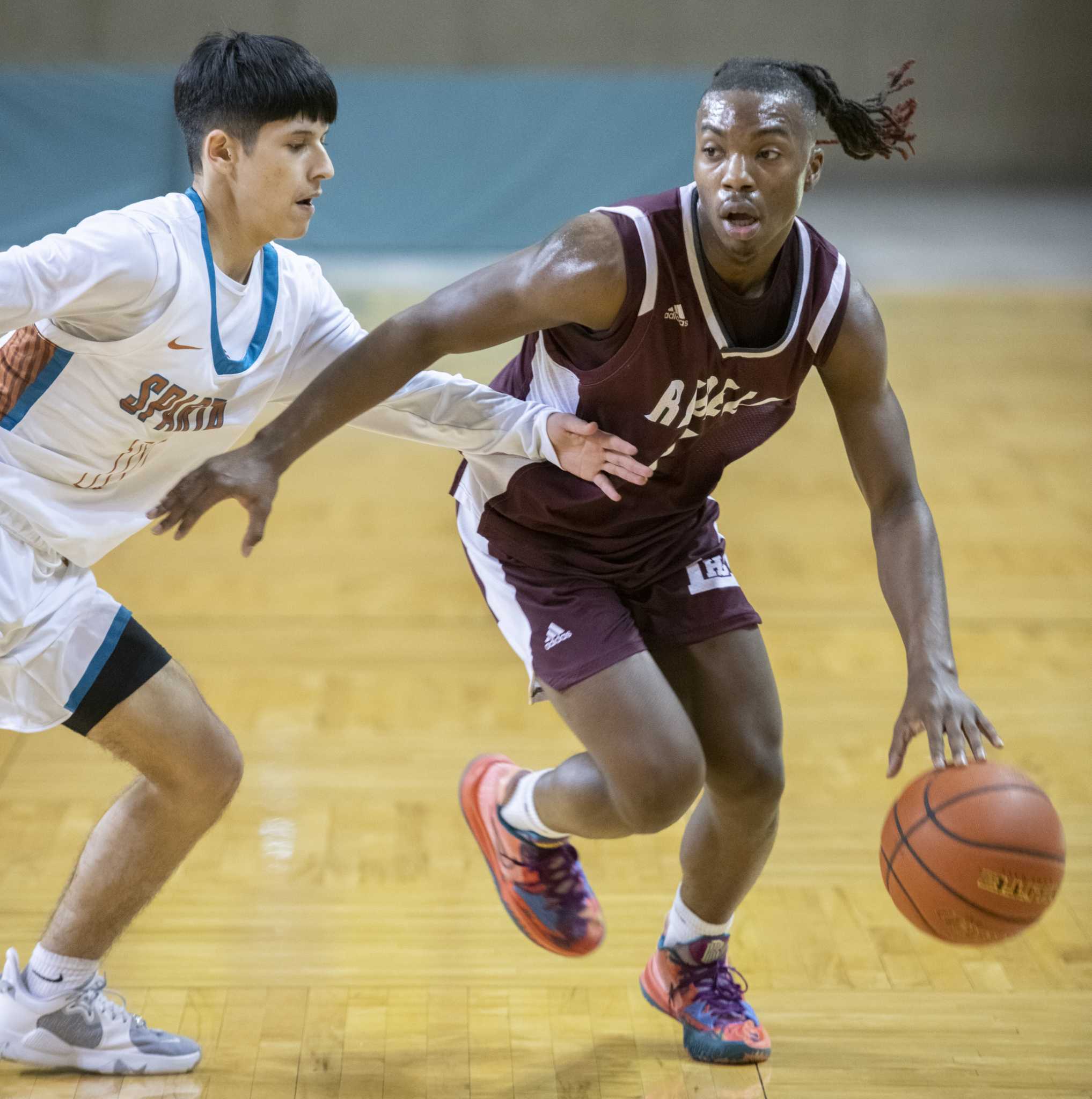 Legacy labors through first day of Byron Johnston tourney