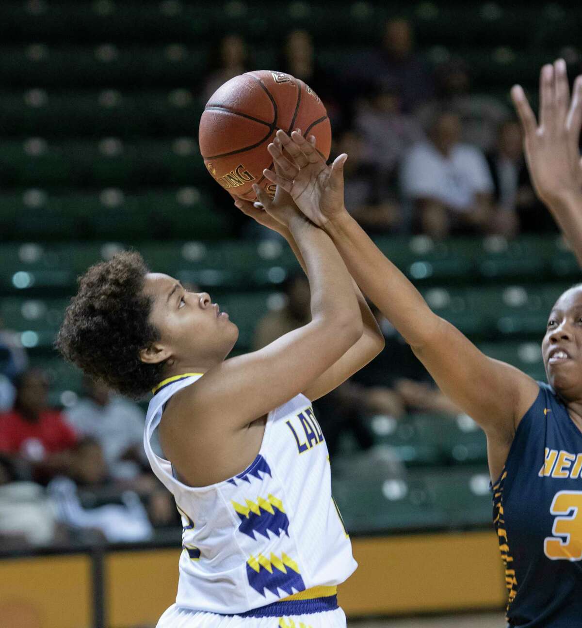 BYRON JOHNSTON NOTEBOOK: Rangerettes end day with impressive win