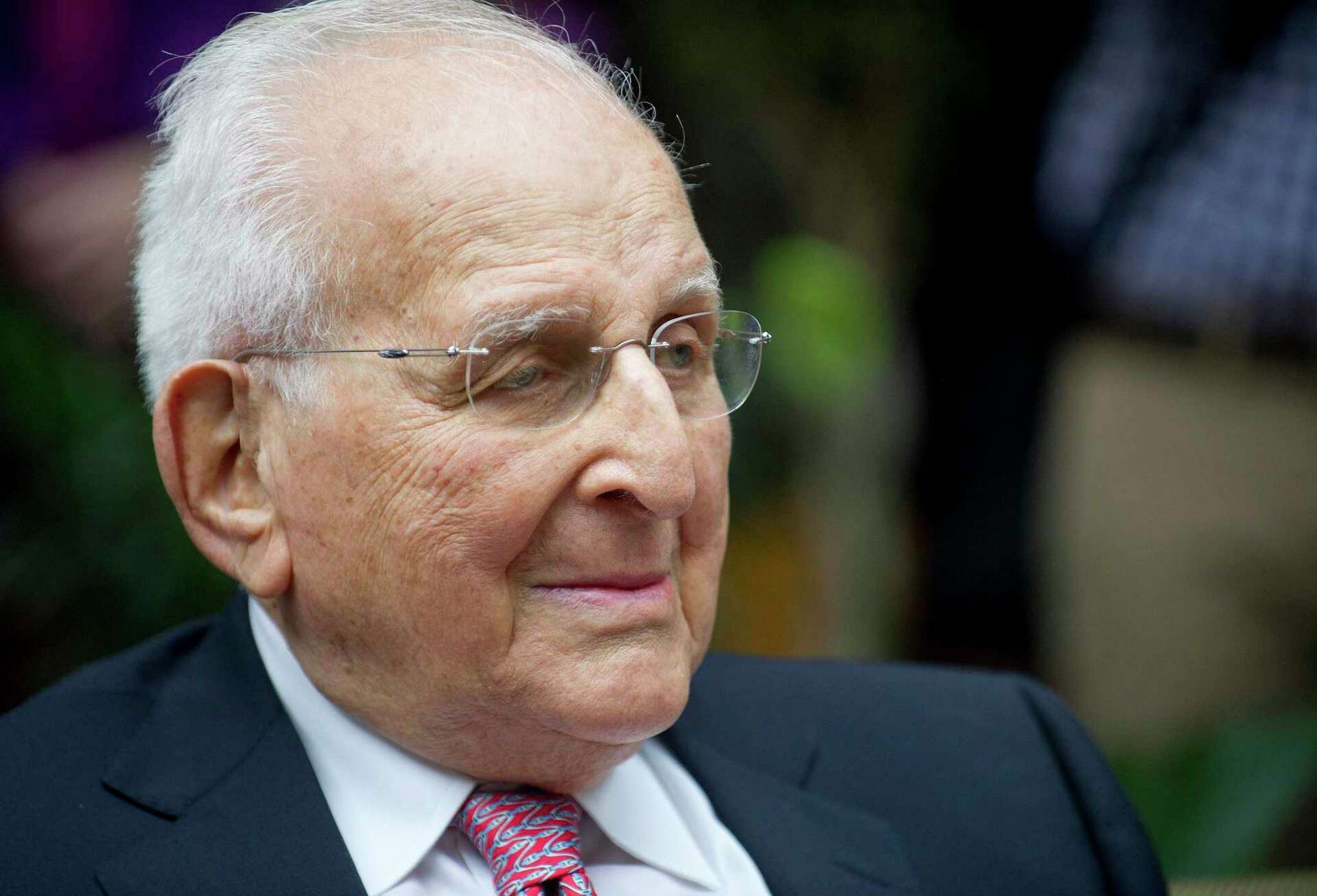 Carl Bennett, Caldor stores founder, philanthropist and 'self-made ...