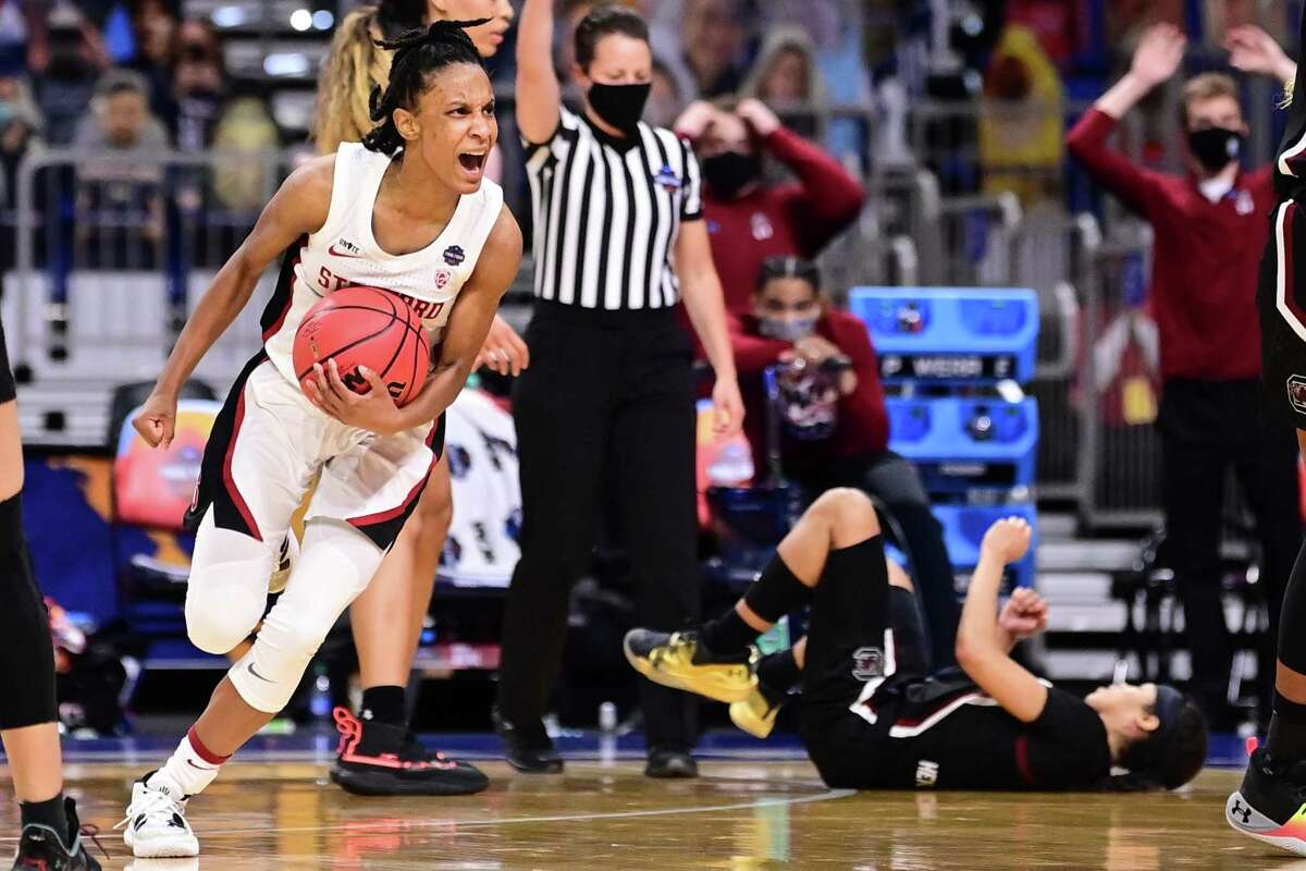 E-N Sportswoman of the Year: Kiana Williams feels right at home