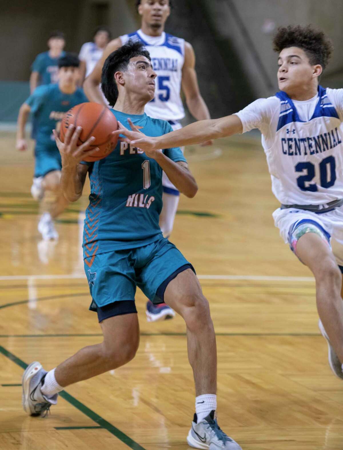 Former Bulldog coaches Centennial to Byron Johnston title