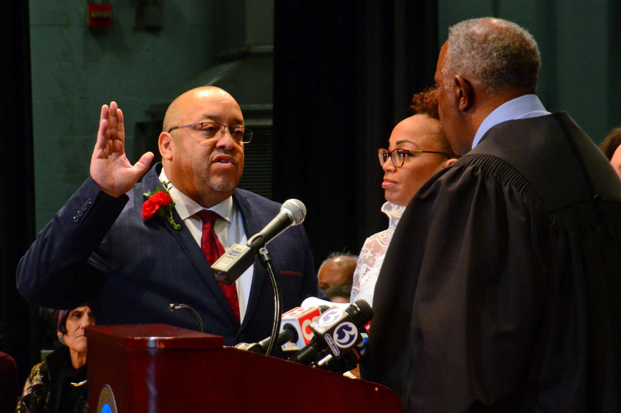 New Haven BOE member announces illness, plans to resign in coming months