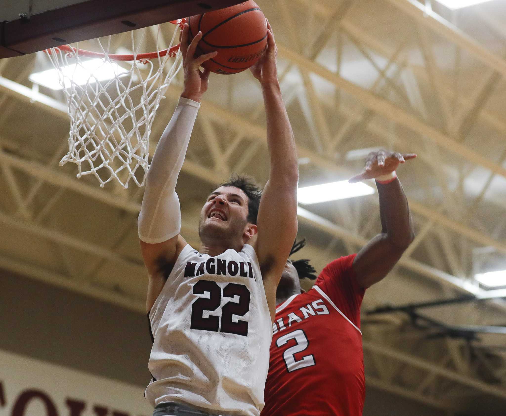 Hoops roundup: Magnolia falls to Bryan Rudder