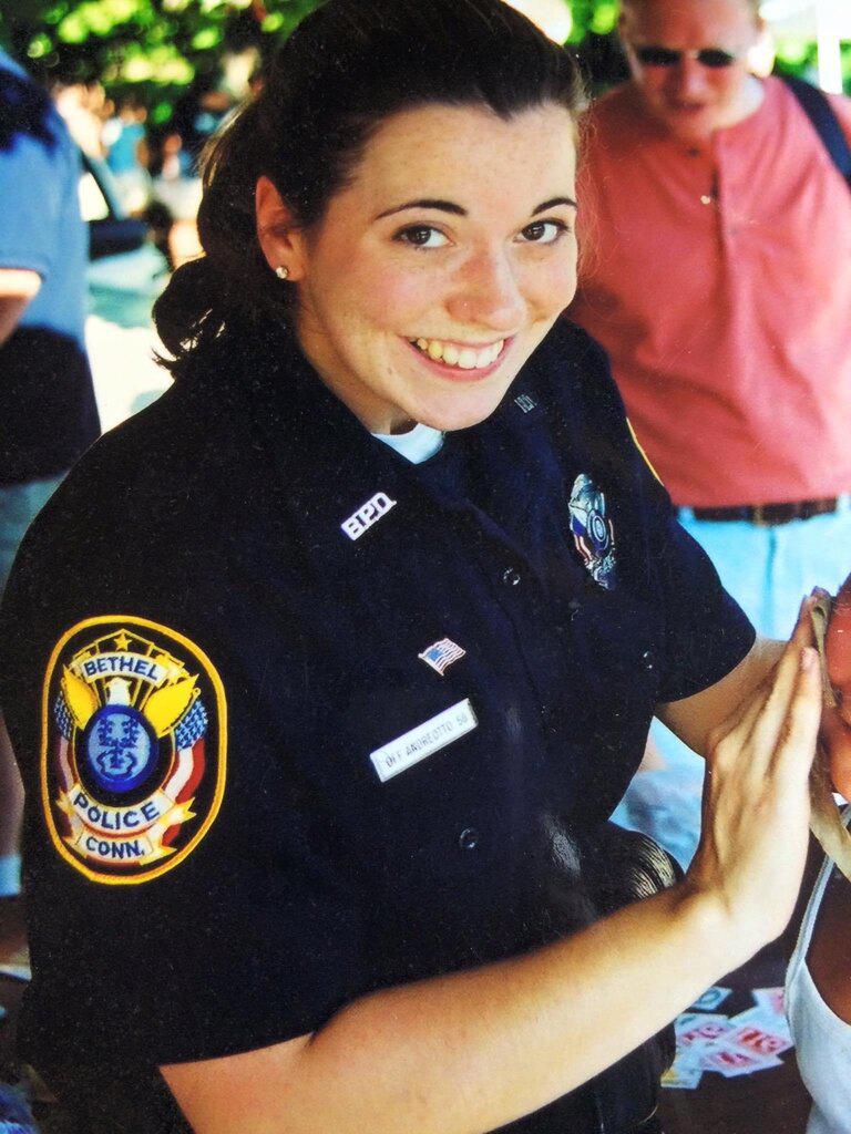 Bethel police mourn loss of former officer to cancer