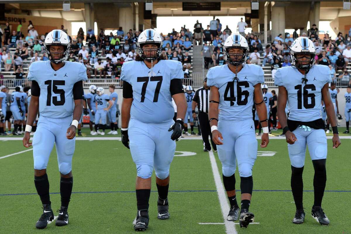 Paetow earns three awards, 15 first-team spots in 10-5A