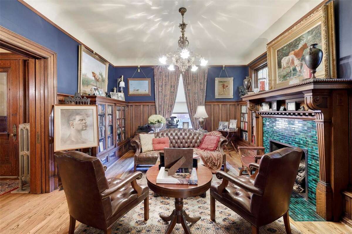 Look inside this historic St. Louis home priced at $1.3M