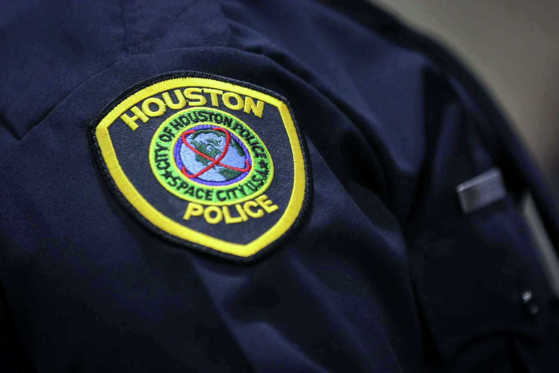 Houston police officer relieved of duty during investigation