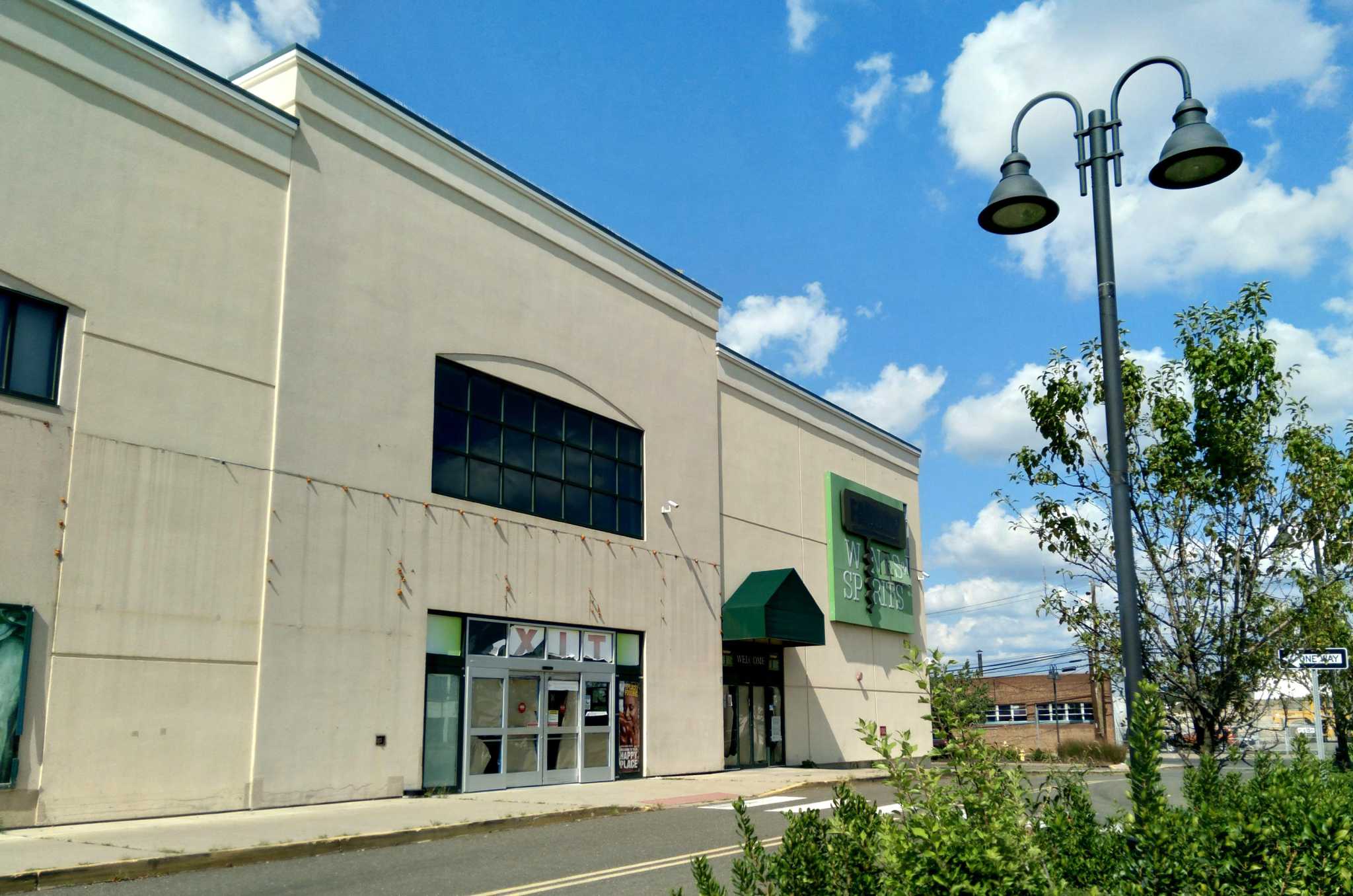 Stamford launches new PCR COVID-19 testing site at former Fairway building