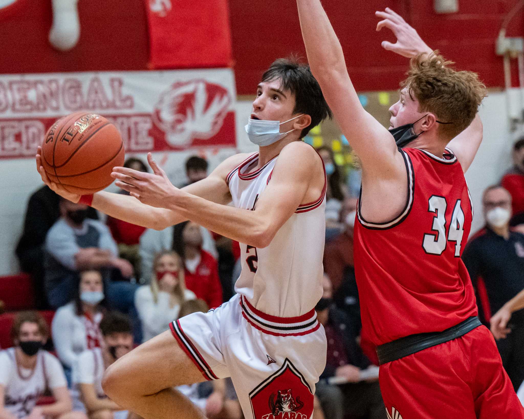 Tamarac boys' basketball rallies past Mechanicville after early adversity